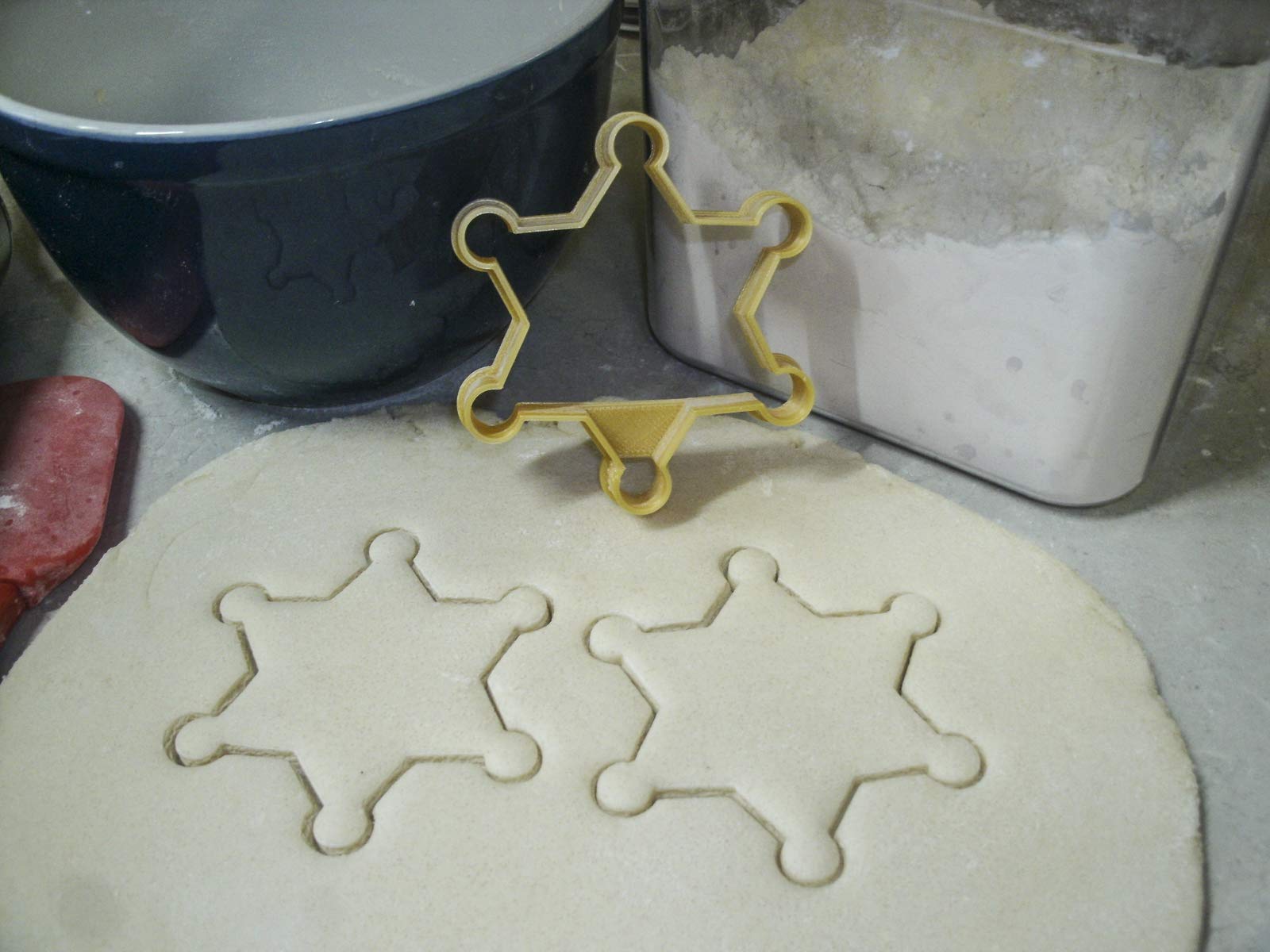 SHERIFF BADGE 6 POINT STAR WILD WEST THEME OUTLINE COOKIE CUTTER MADE IN USA PR892