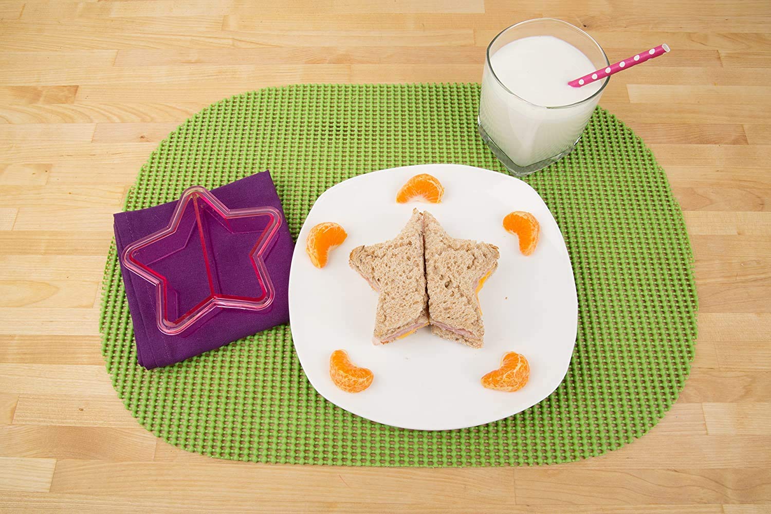 Sandwich Cutters for Kids, 4 pk - Cute Bread Crust & Cookie Cutters with Butterfly, Star, Dinosaur & Elephant - Great for School Lunches and Home Baking