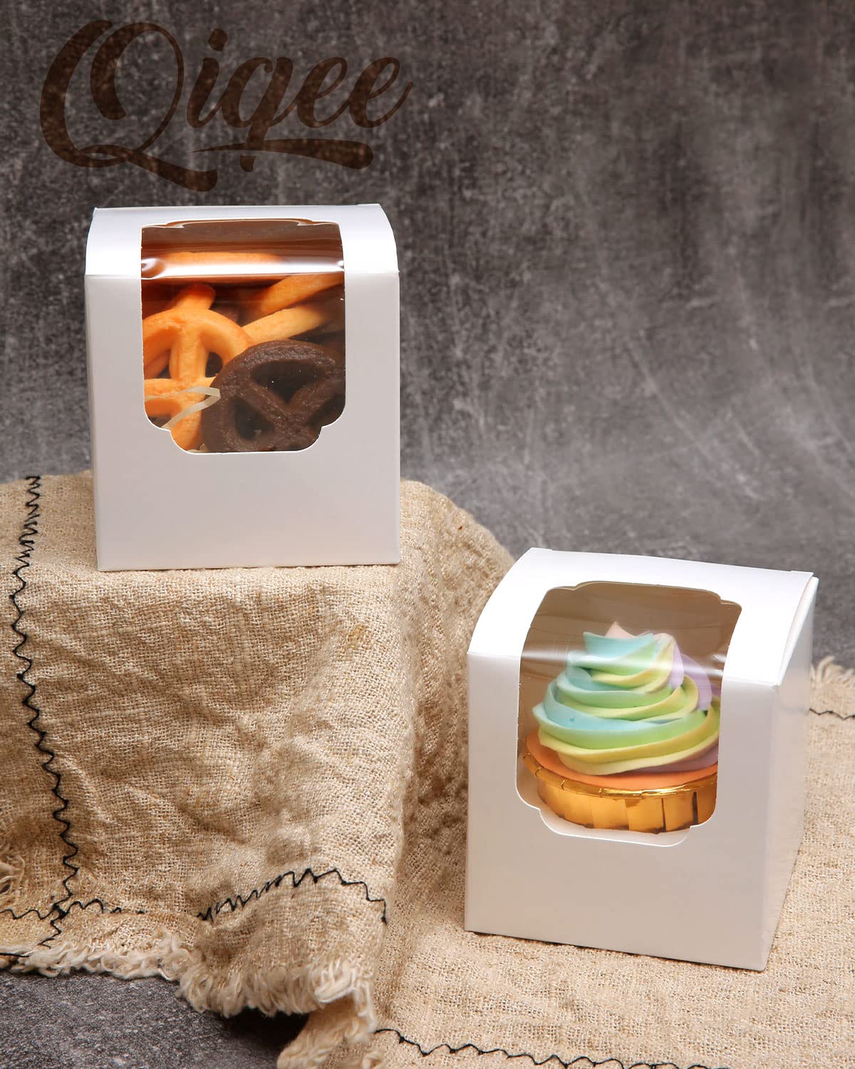 qiqee 100pcs Auto-Popup Mini Cupcake Boxes Individual White 2.5" x 2.5" x 2.5" Single Cupcake Carrier Container for Wedding Favor Birthday & Party(Mini Size)
