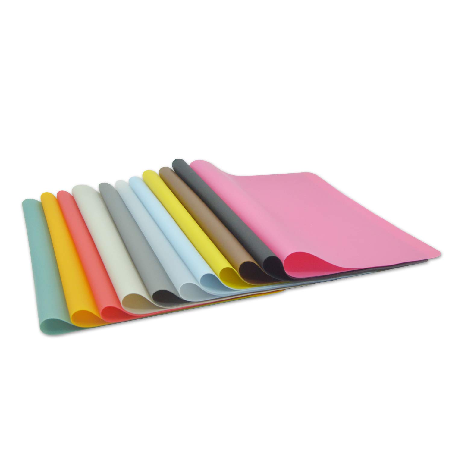 Silicone Placemats, Food-Grade Non-Slip Waterproof, Dining, Stain Resistant, Countertop Protector, Kitchen Counter Mat, Heat Resistant, Baking mat Dishwasher Safe (15.7x11.8Inch-4pack, Translucent)