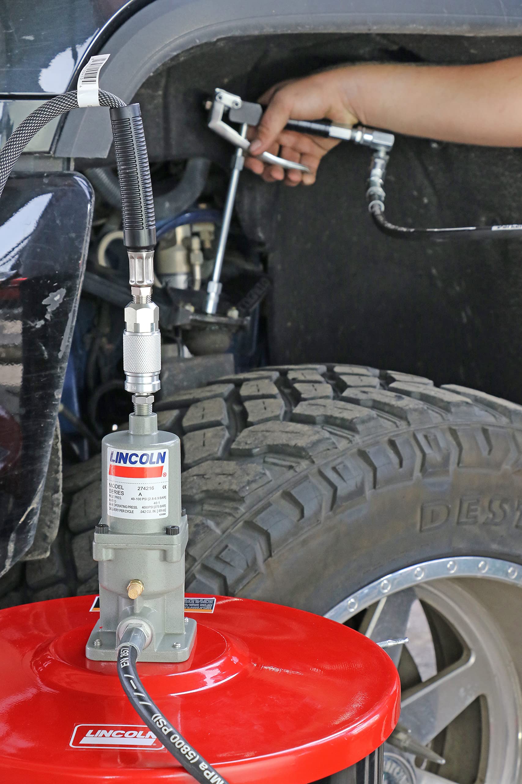 Lincoln 4417 Portable Air Operated High-Pressure Industrial 40:1 Pneumatic Single Acting Grease Pump, Drum Cover, Dolly, Follower, Control Valve and 7 Foot Hose