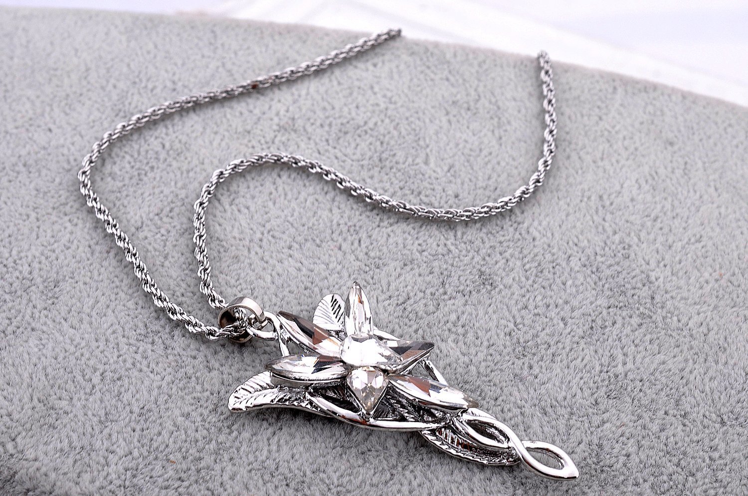 LUREME® Fairy Princess Arwen Silver Tone Zirconia Wings Pendant Necklace for Women(a1000004)