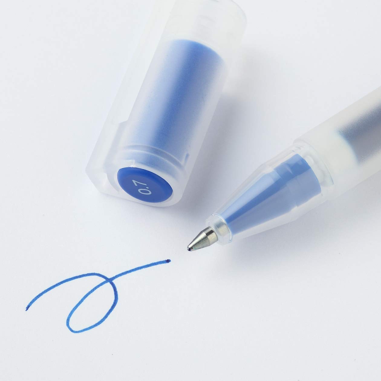 MUJI Gel Ink Ballpoint Pens 0.7mm Set of 9 Pack (5 Black 2 Blue 2 Red)