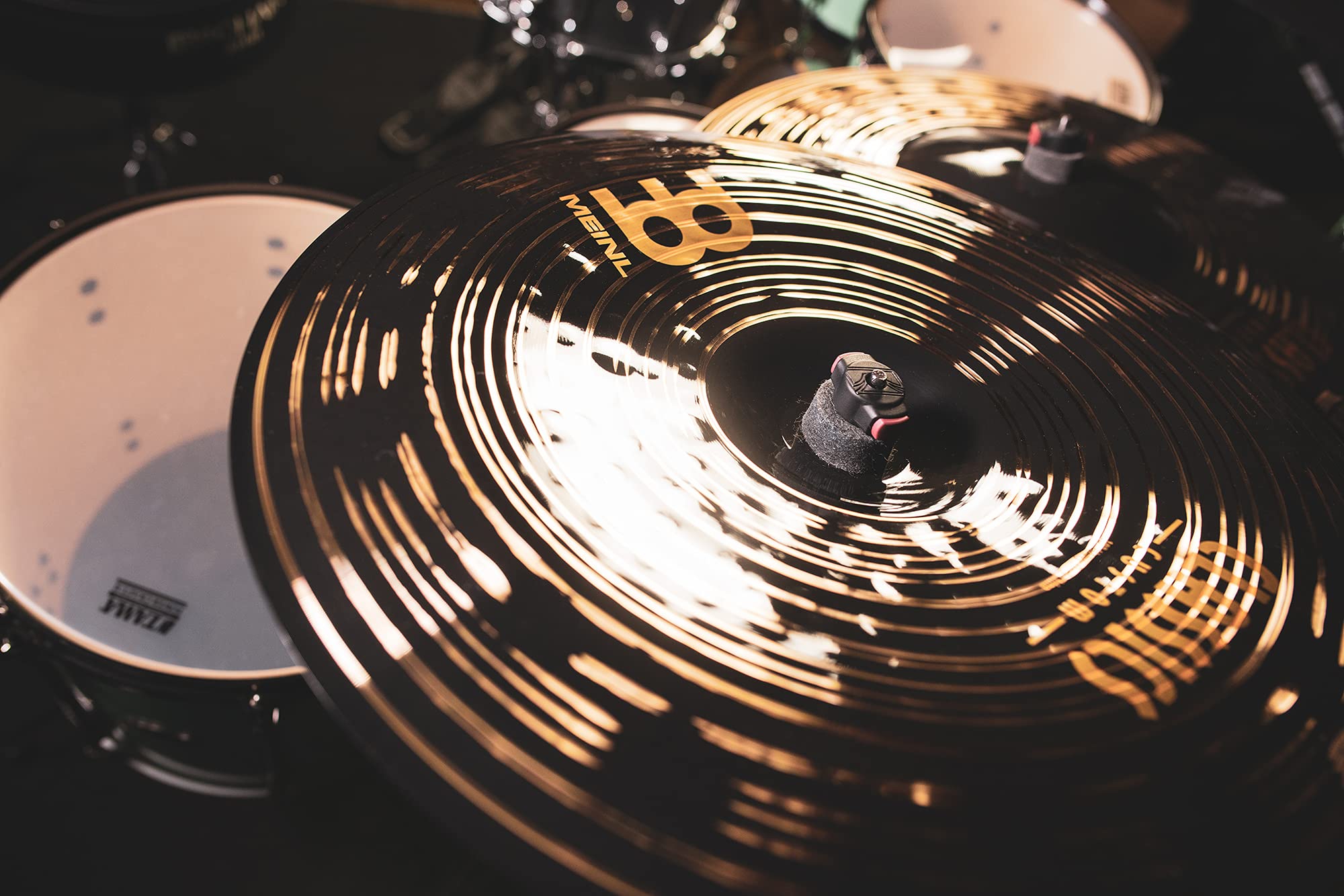 Meinl Cymbals Classics Custom Heavy Dark 18" China Cymbal for Drum Set β Made in Germany β B12 Bronze, 2-Year Warranty (CC18HDACH)