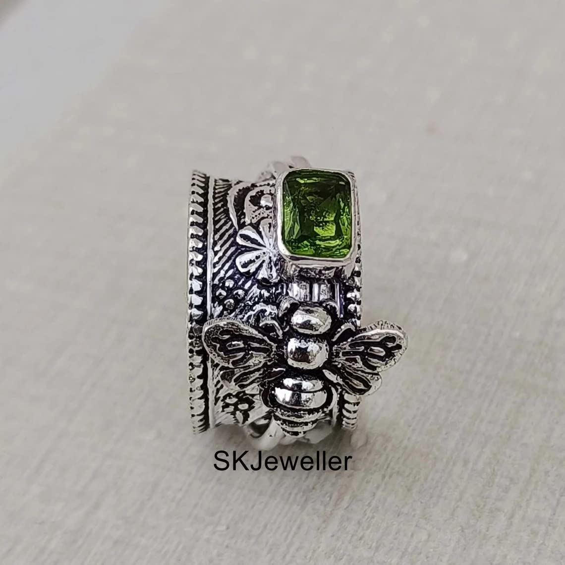 Rings For Women's Natural Peridot Silver Spinner Ring 925 Sterling Silver Faceted Cut Peridot Spinner Ring Designer Hand Carved Honey Bee Silver Ring Gift , Green, Free Size