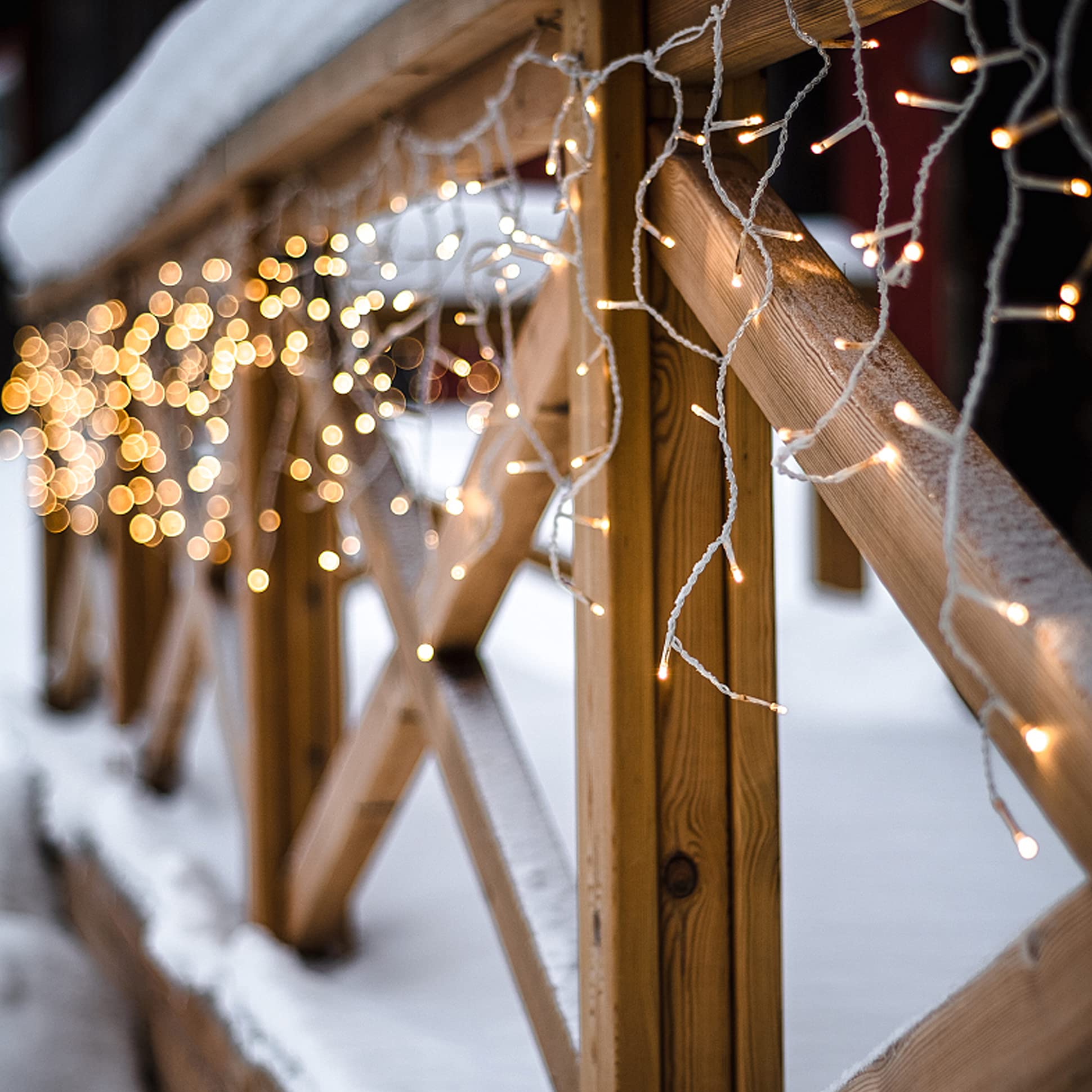 Lomotech Christmas Icicle Lights, 400 LED 80 Drops 39.4Ft 8 Modes Waterproof Christmas Lights Connectable with Timer for Holiday, Wedding Party, Eaves, Christmas Decorations (Blue)
