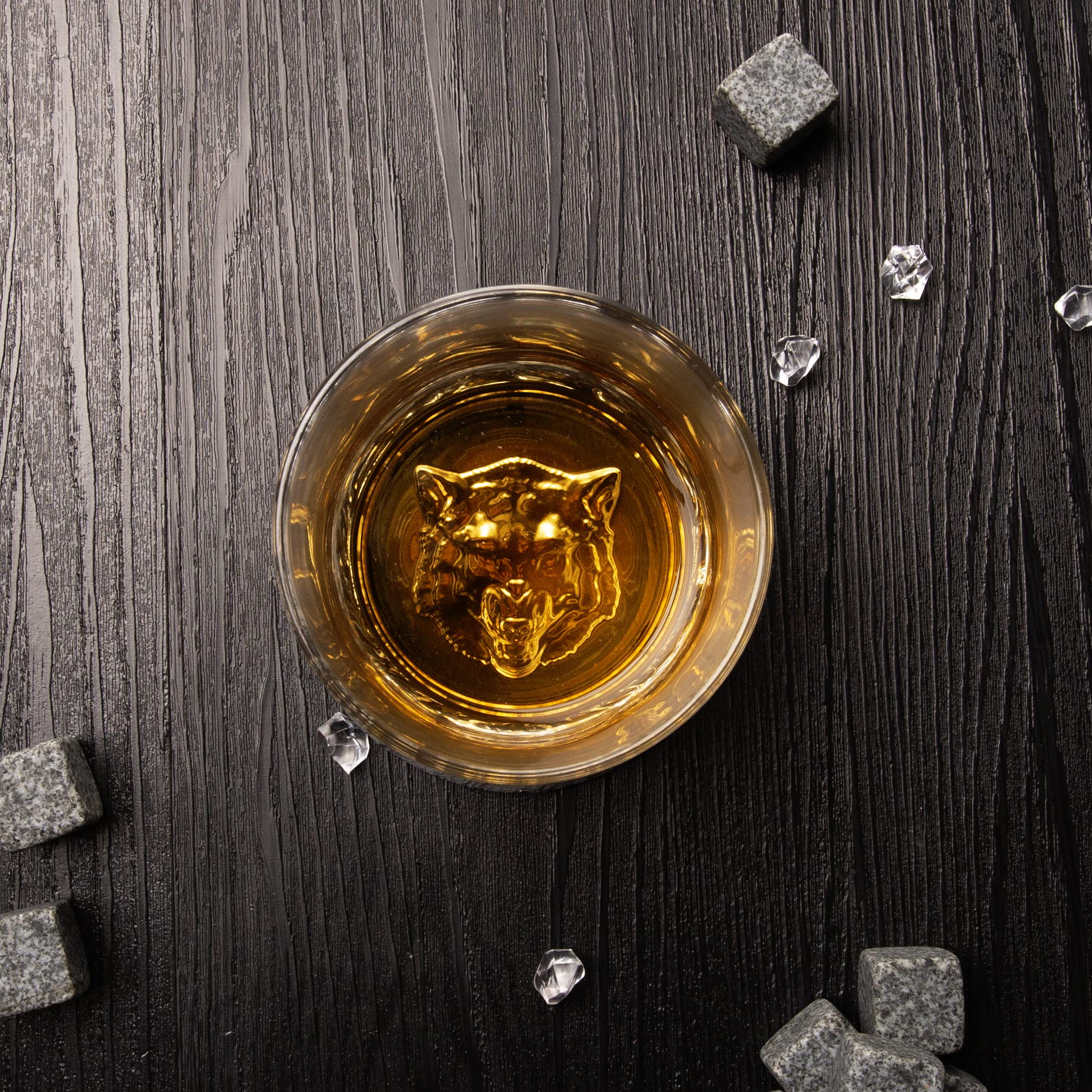 QUEEN&STONE LEAD FREE Old Fashioned Whiskey Glasses with Wolf Pattern On the Thick Weighted Bottom 10oz Set of 4 Perfect for Scotch, Bourbon,whisky