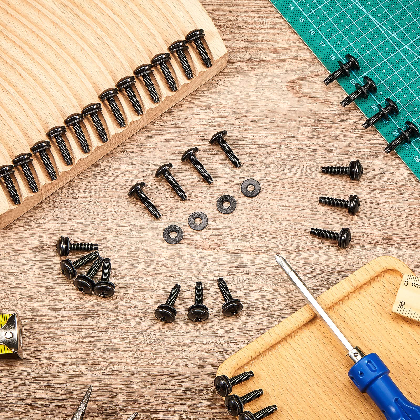 Ripeng 100 Pieces Rack Screws Mount Stainless Steel Black Server Rail Studio with Nylon Washers for Audio Mounts Hardware Rails (Size 10-32)