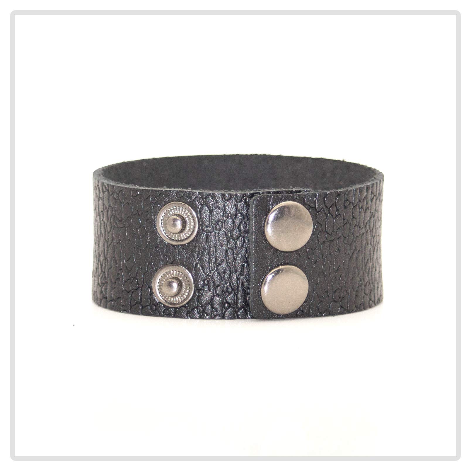 Mgutillart Punk Vintage Metal Buckle Bracelet Wide Leather Cuff Bracelet(Black)