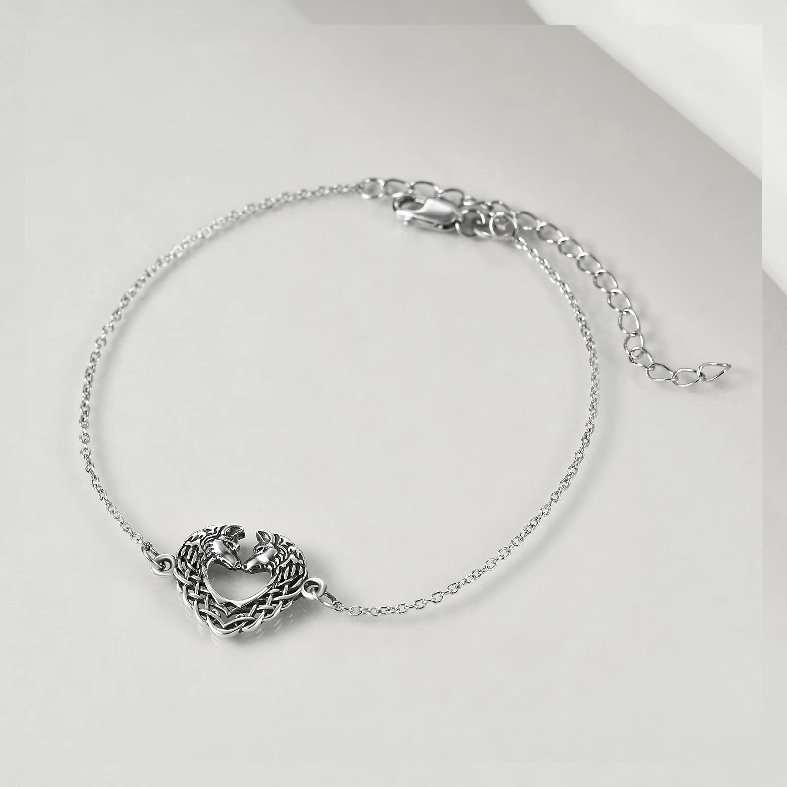 ONEFINITY Wolf Bracelets Sterling Silver Antique Celtic knot Wolf Head Bracelet Viking Wolf Jewelry Gifts for Women