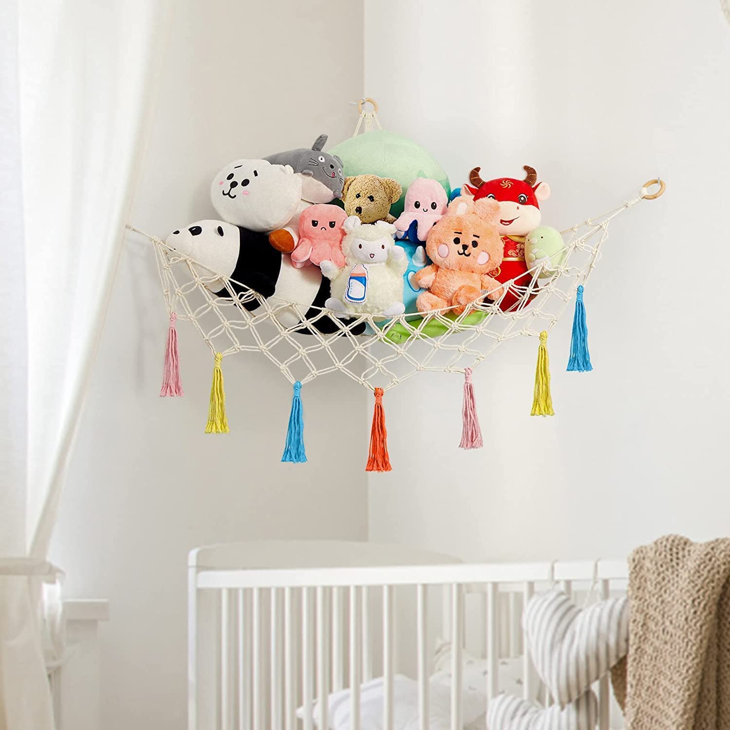 XIAOLAN Boho Stuffed Dolls Hammock Hanging Plush Toy Holder Boho Cotton Macrame Tassels Wall Storage Suitable for Bedroom Nursery
