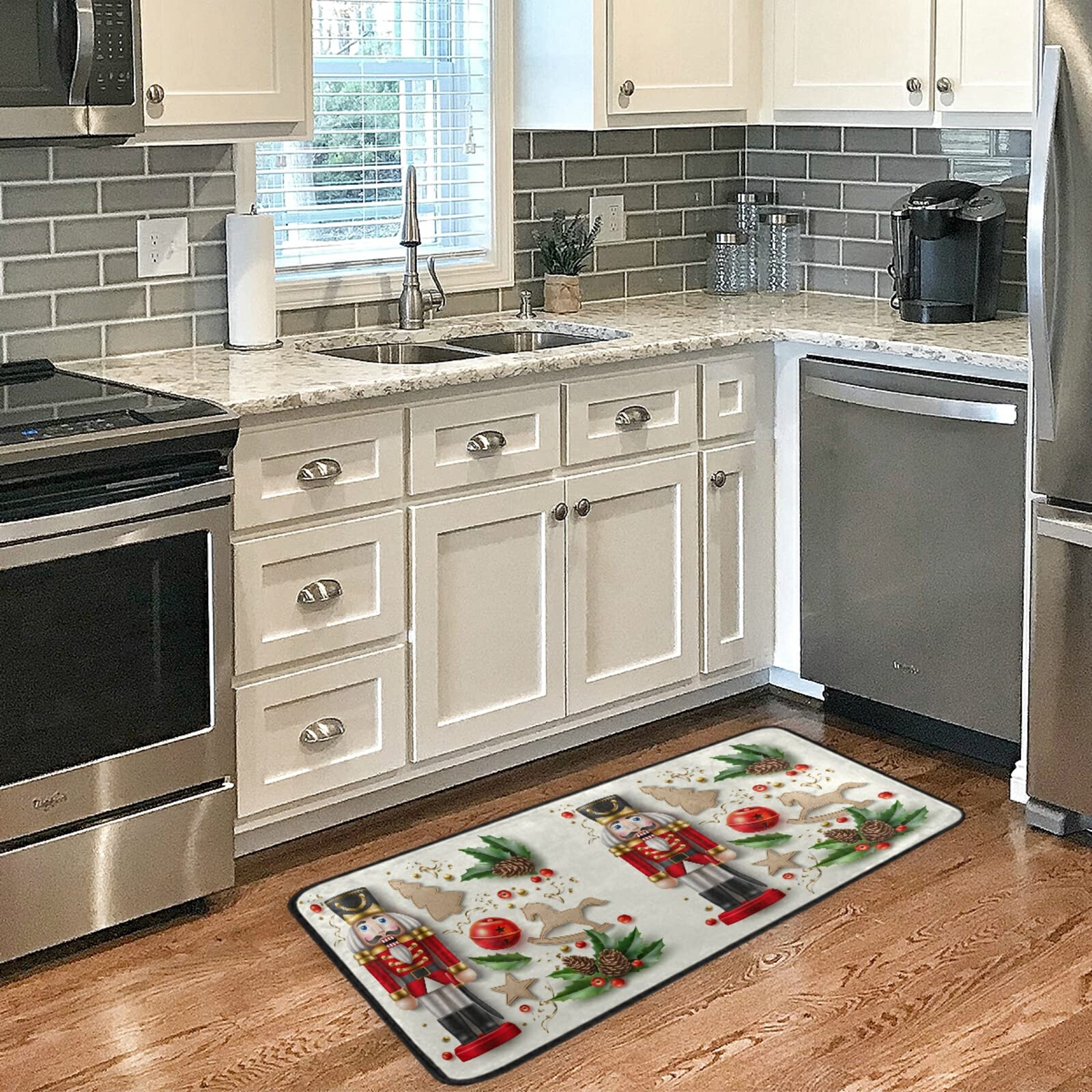 SLHKPNS Kitchen Mat Cute Nutcracker Christmas Non-Slip,Cherry Red Kitchen Rugs Comfort Runner Doormat 39x20 Inch Soft Floor Mat for Home Decor