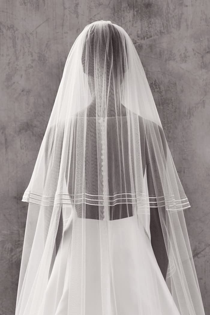 Passat French Lace Short Wedding Veil For Brides Ivory Lace Bridal Veil For Wedding Fingertip Length