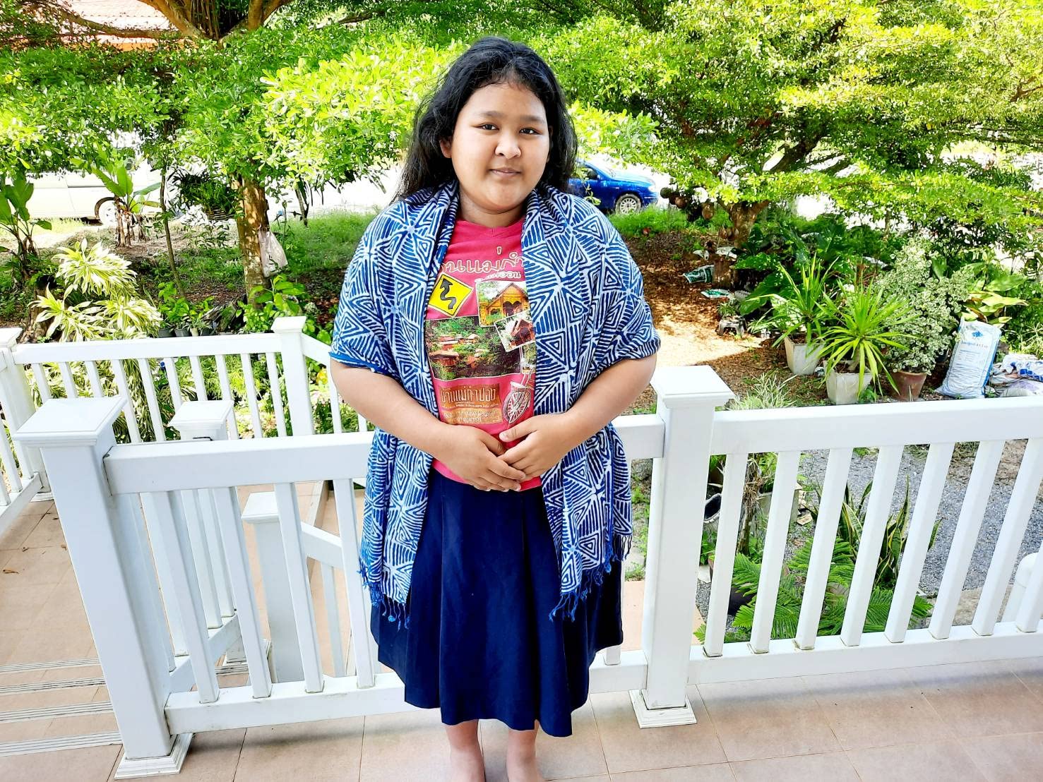 SO Thai - Handmade Indigo Batik scarf, handblock print, rayon fabric, size 55 * 180 cm. Indigo Blue