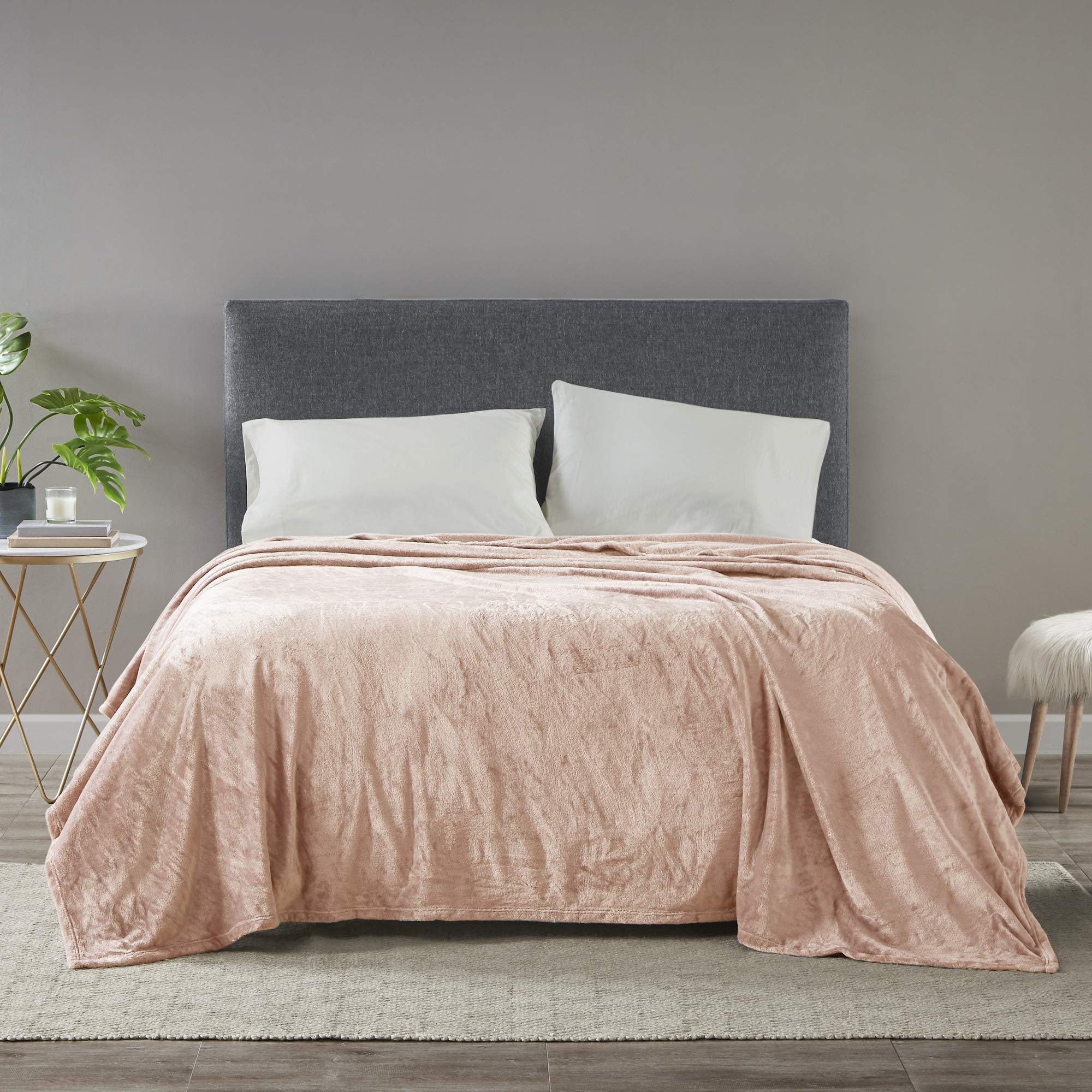 Madison Park Microlight Luxury Throw Blanket Premium Soft Cozy for Bed, Couch or Sofa, King, Blush