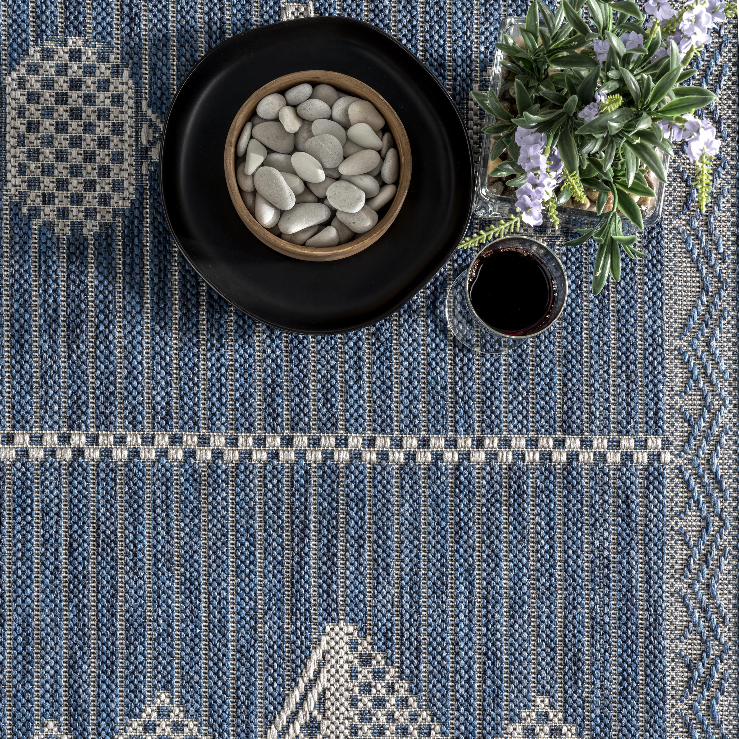 nuLOOM Cari Moroccan Tribal Indoor/Outdoor Area Rug, 7x9, Beige