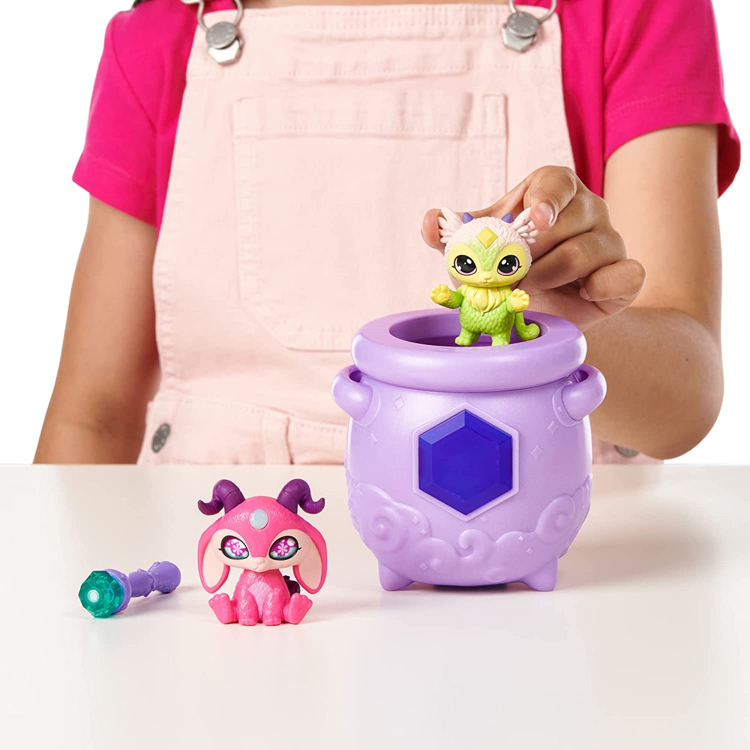 Magic Mixies Mixlings Tap & Reveal Cauldron 2 Pack, Magic Wand Reveals Magic Power and Surprise Reveal on Cauldron with JDS Toy Storage Bag