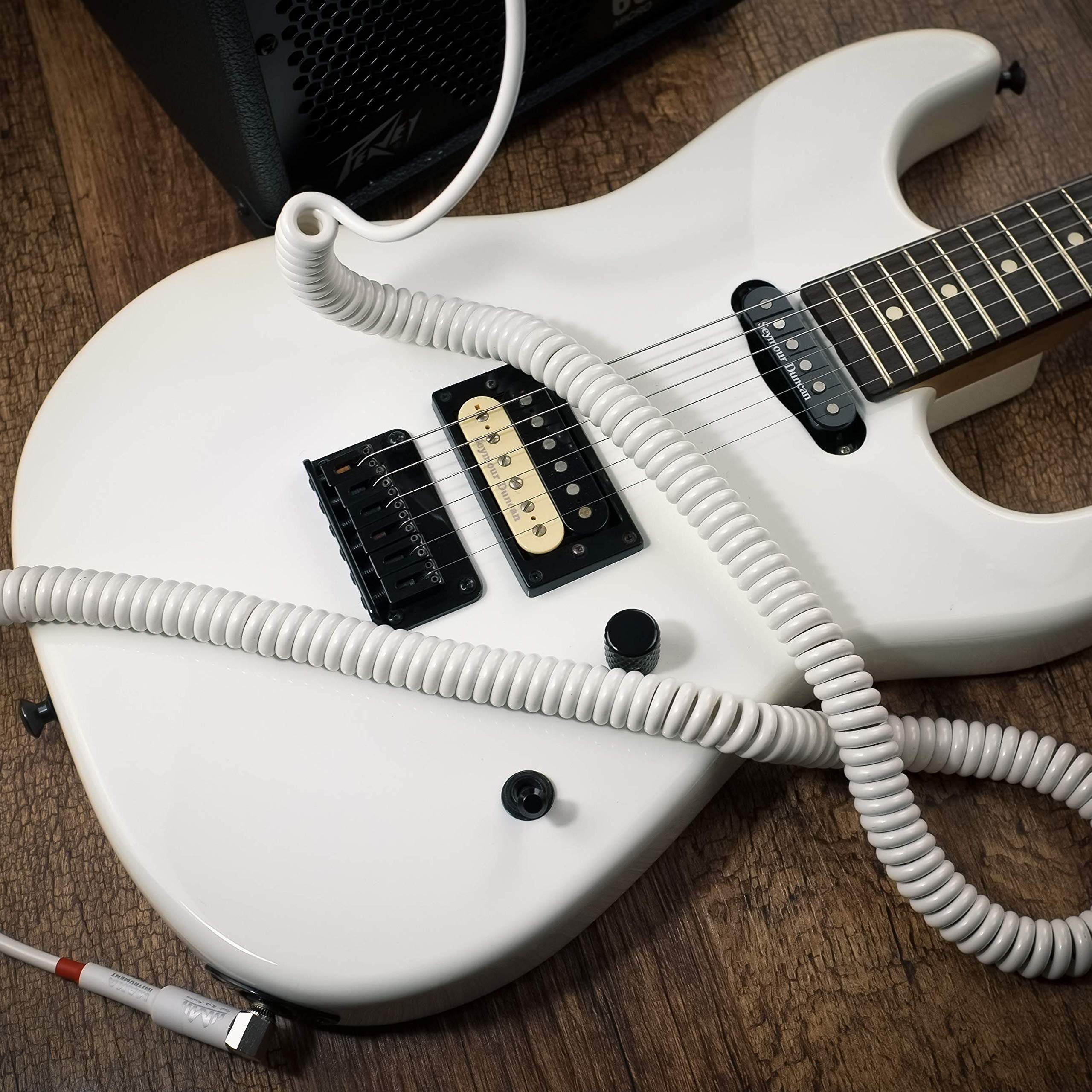 M MAKA Premium Guitar Coil Cable 20 Feet, Instrument Coiled Curly Cord for Guitar Bass, 1/4 inch Right Angle to Straight, White …