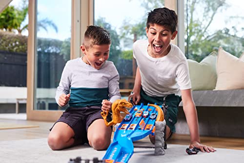 Metal Machines 4-Lane Raptor Attack Track Set Playset with Mini Racing Car by ZURU Cars Play Set Compatible with Other Brands