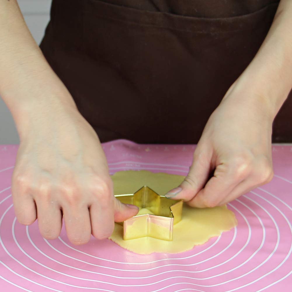 SurgeHai Star Cookie Cutter Set, 4-Piece Stainless Steel Stars Cutters