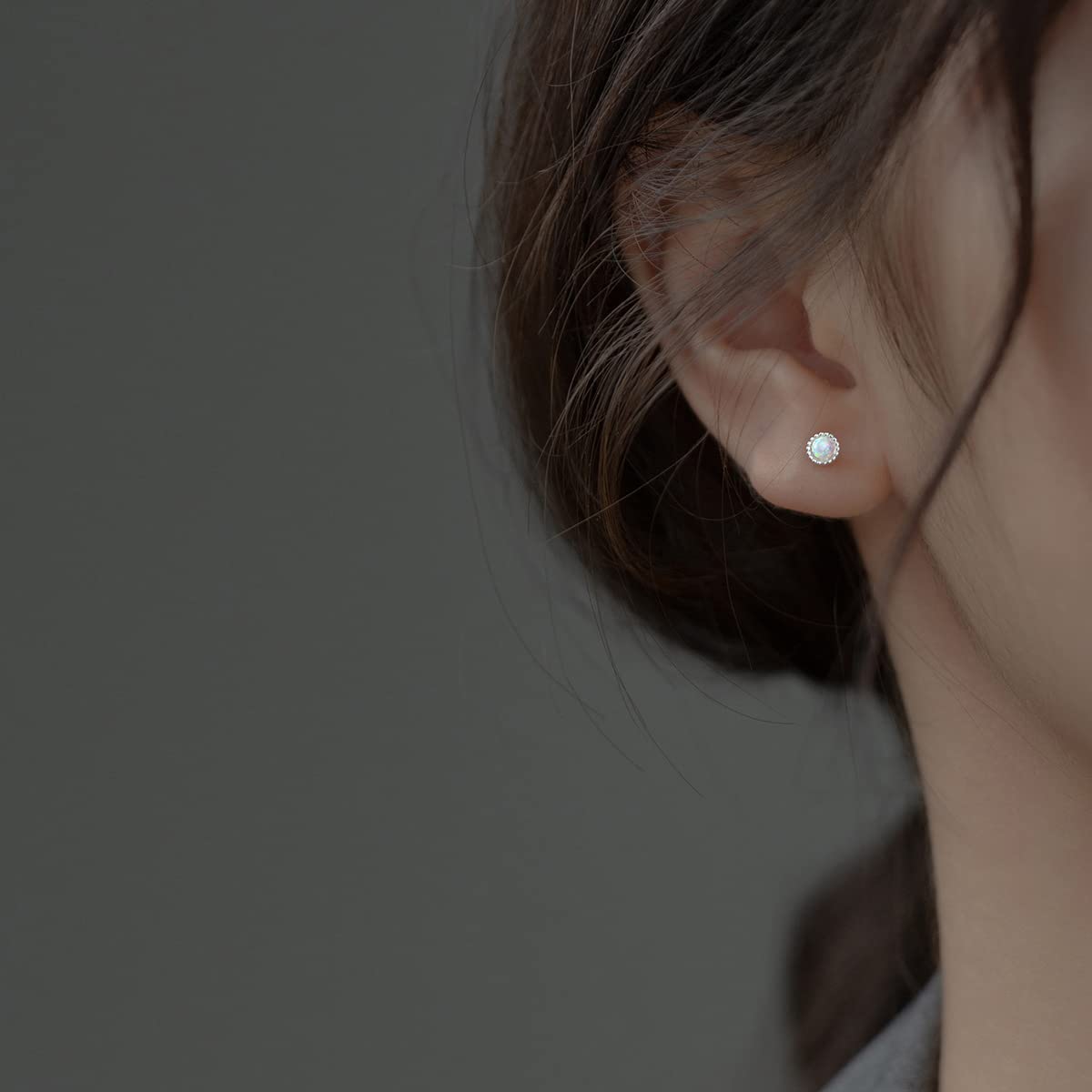 S925 Sterling Silver 18G Opal Round Cartilage Stud Earrings Minimalist Helix Tragus Piercing Studs Daith Conch Earring Barbell Post, White Opal