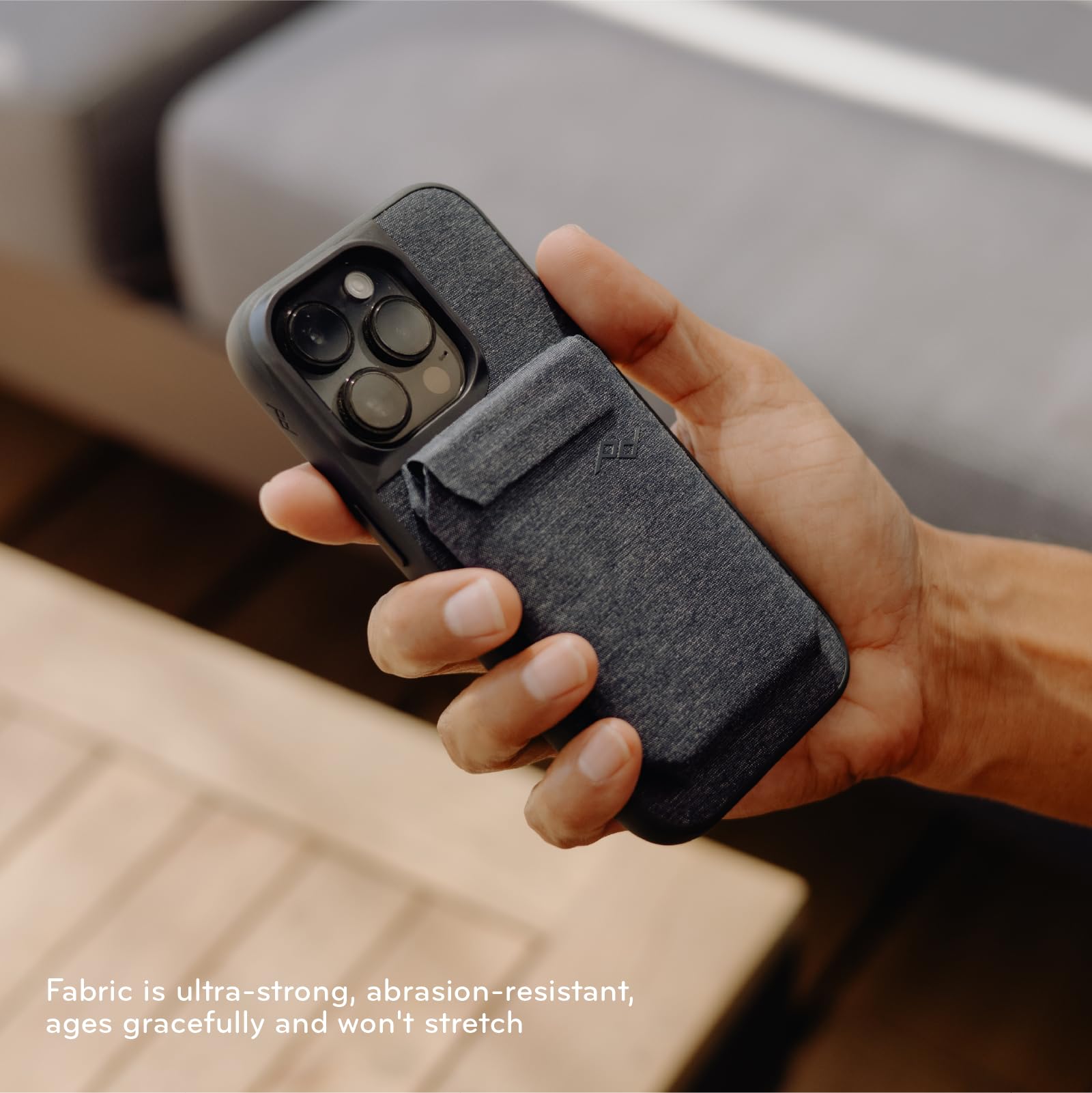 Peak Design Mobile Wallet Stand - Charcoal