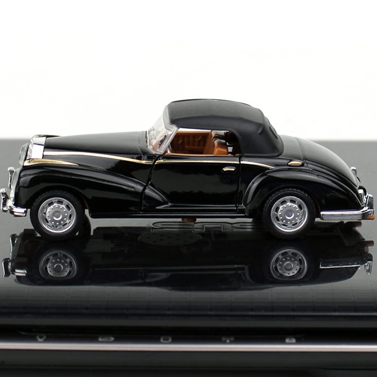 Toyvian Vintage Car Model die- cast car Model Retro car Model Vehicle Model Toy Metal Antique Pullback