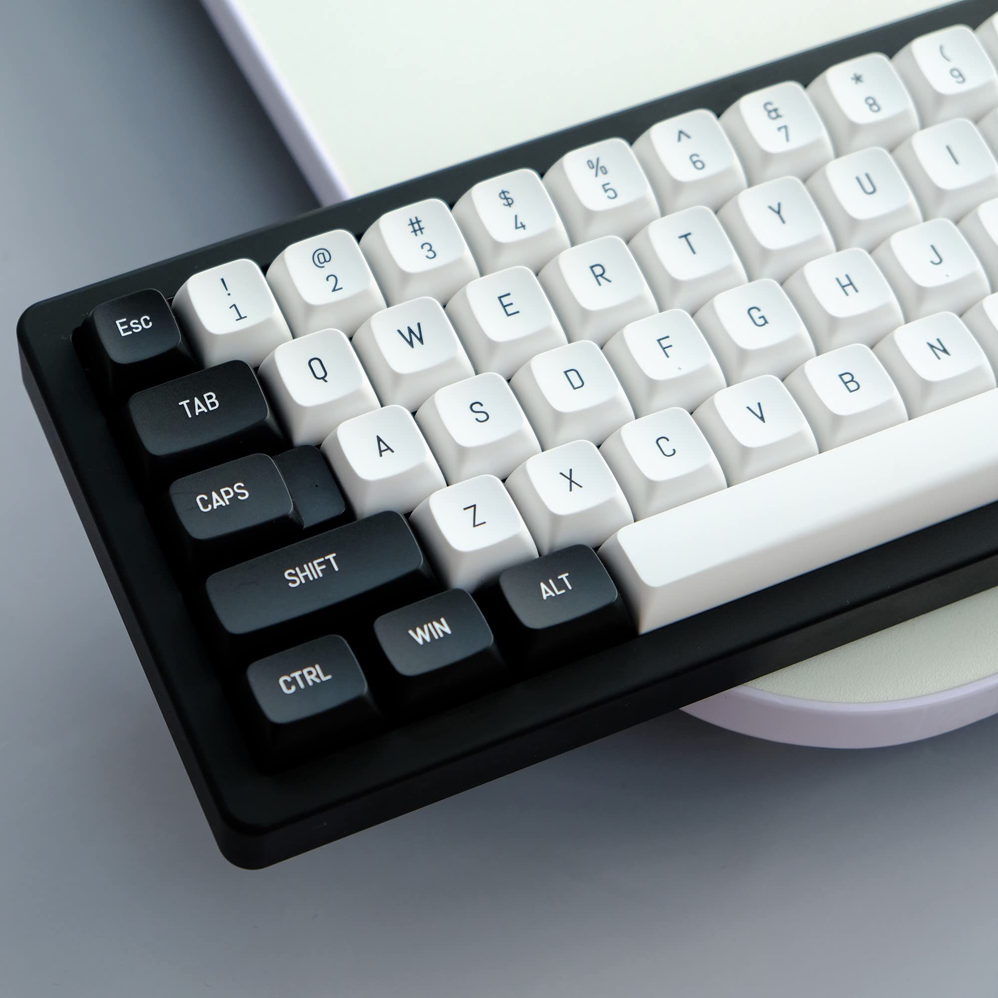 UniCusMech 150 Keys Set CSA Profile Custom Keycaps PBT Double Shot ANSI Layout Keyboard for Cherry MX Switches Mechanical Gaming Keyboards (Black and White)
