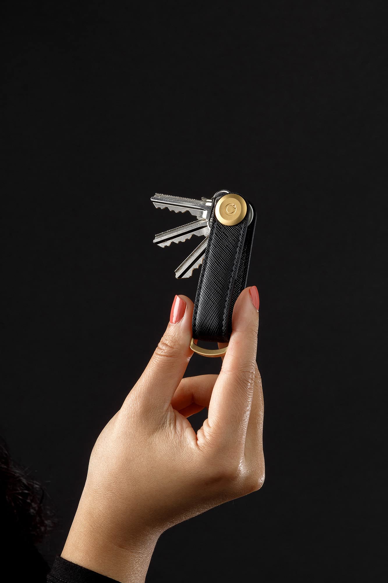 Orbitkey Saffiano Leather Key Organizer, Licorice Black | Holds up to 7 Keys