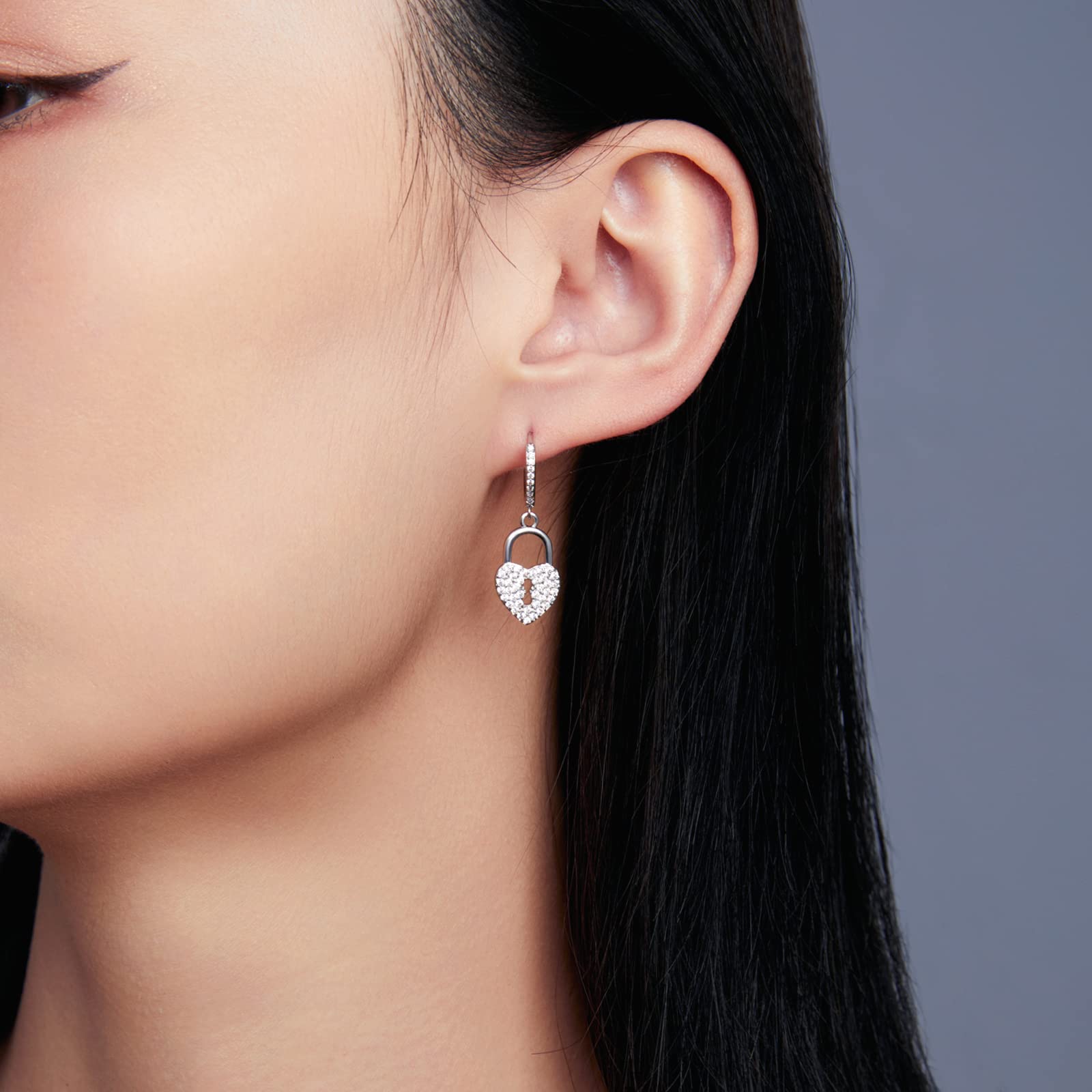 Silver Heart Lock Earrings for Women,Cute Small Heart Earrings,Hypoallergenic Heart Earrings Dangle Ma réponse