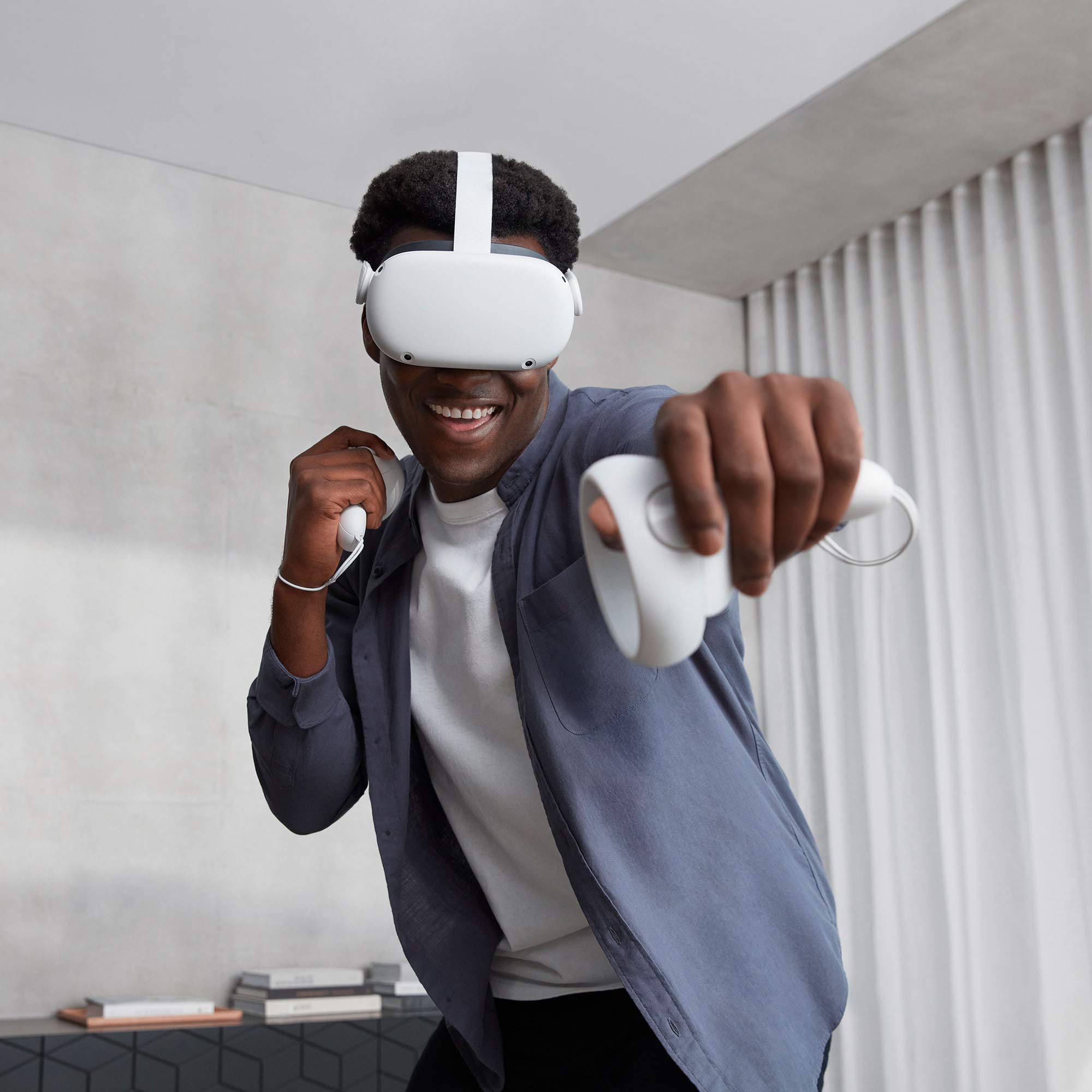 Oculus Quest 2 β Advanced All-In-One Virtual Reality Headset β 256 GB (Renewed)