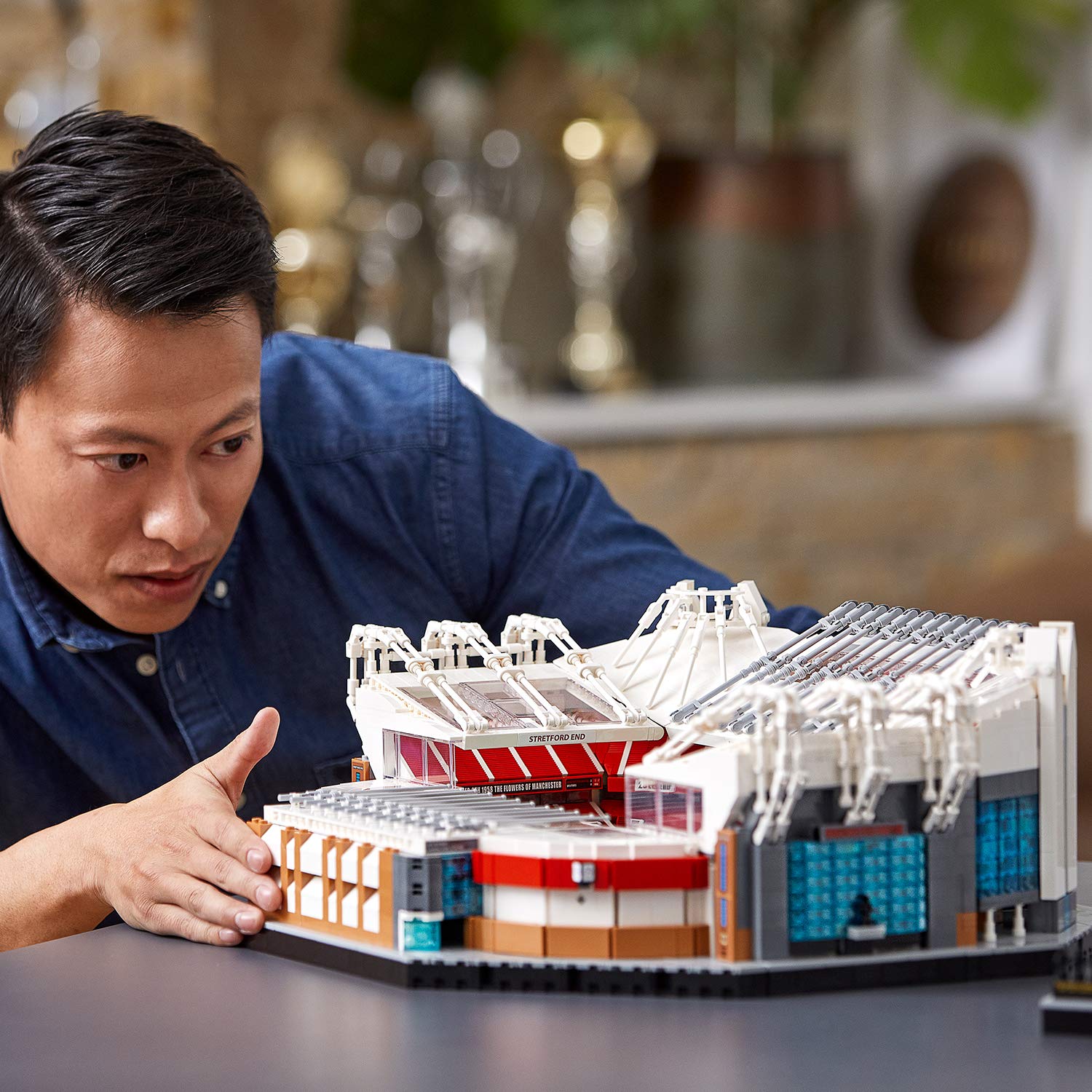 LEGO Creator Expert Old Trafford - Manchester United 10272 Building Kit for Adults and Collector Toy, New 2020 (3,898 Pieces)