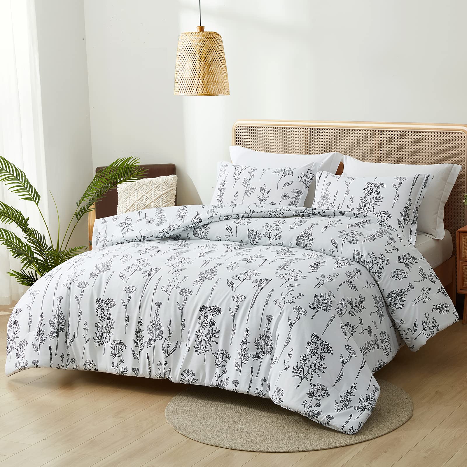 Maple&Stone Twin Comforter Set, White Comforter with 1 Pillow Sham, 2 Pieces Floral Print Bed Set (Twin, White)