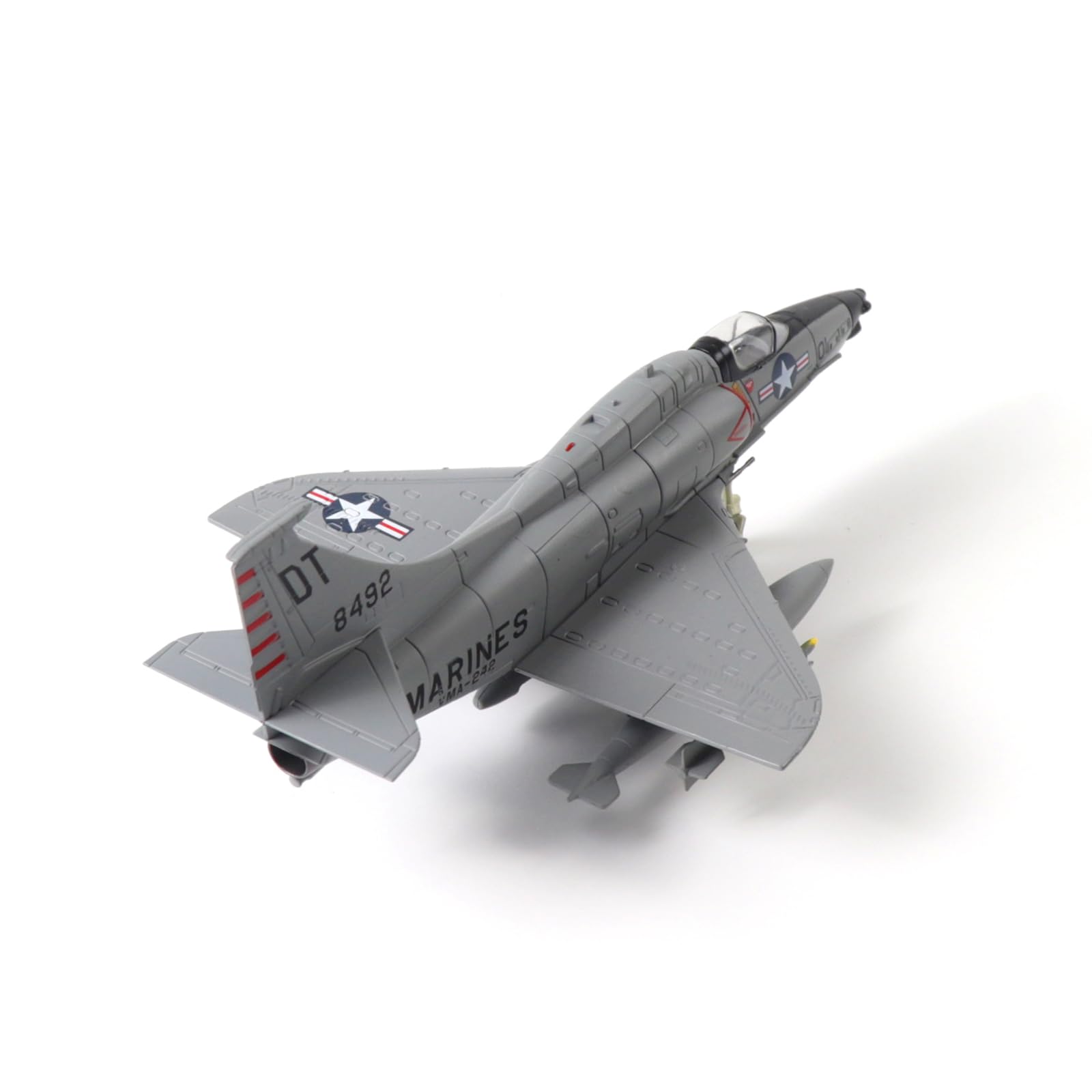 NUOTIE 1/72 A-4 Skyhawk Attack Pre-Build Diecast Metal Aircraft Model Kits U.S. Marine Corps Replica Military for Display Collection or Gift(VMA-242 1st Maw)