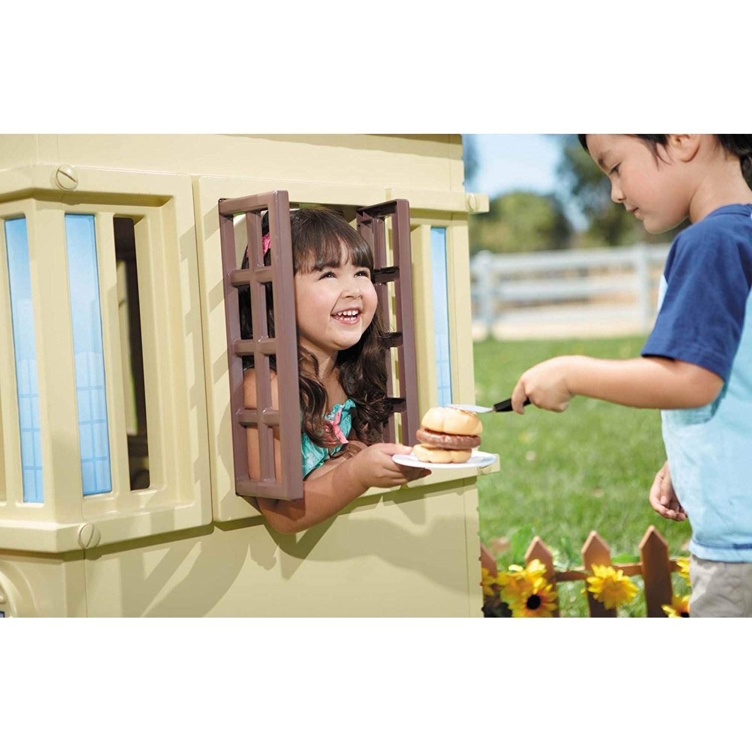Little Tikes Cape Cottage, Tan