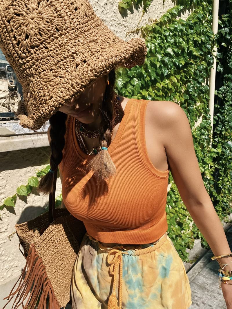 Women Straw Sun Hat Floral Woven Crochet Bucket Hat Y2k Aesthetic Accessories Beach Hat Hand Woven Boho Foldable Cap (Beige,One Size)