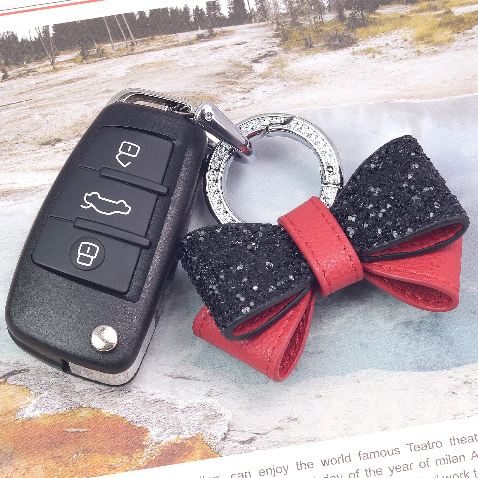 SK CUSTOM Pink Leather bowknot keychain for Women Fingerprint Resistant Plating Metal Key Chain Ring