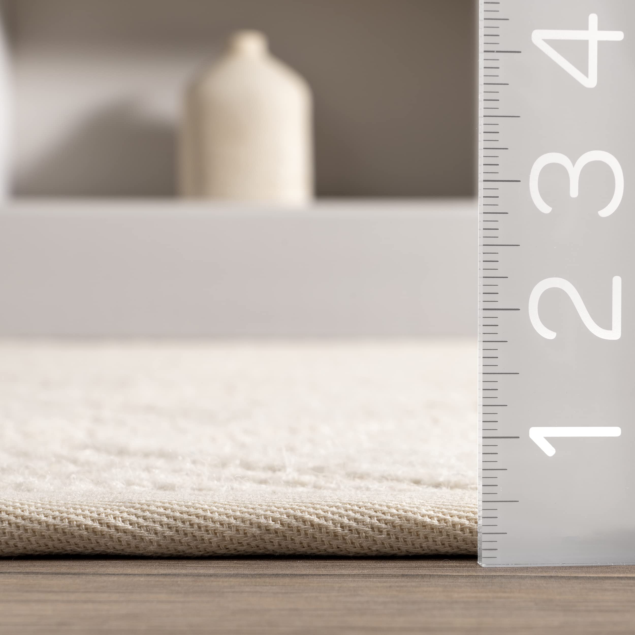nuLOOM Natural Textured Suzanne Runner Rug, 2' 6" x 6', Cream, Rectangular