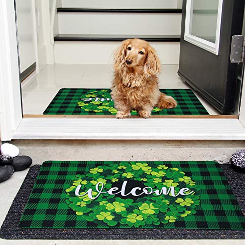 St. Patrick's Day Doormat Lucky Shamrocks Printed Doormat Green Shamrocks Leaves Area Rugs Non Slip Rubber Entrance Bathroom Front Door Rug Irish Floor Welcome Mat for Indoor Outdoor, 15.7 x 23.6 Inch