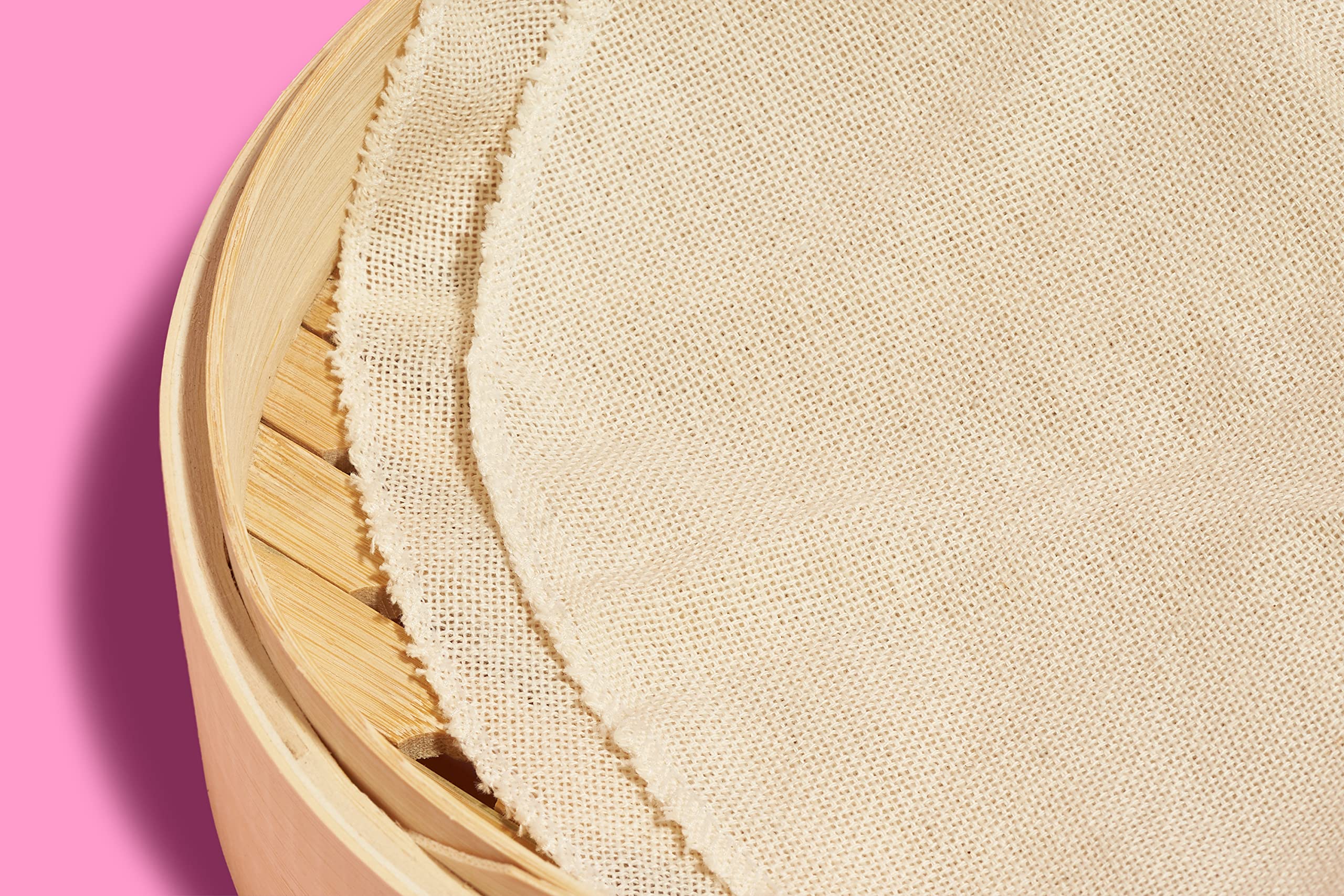 Reishunger Bamboo Steamer Handmade Basket, Traditional 2-Tier Design - 8 Inch - for Dumplings, Rice, Dim Sum, Vegetables, Fish and Meat - Incl. 2 Cotton Cloths