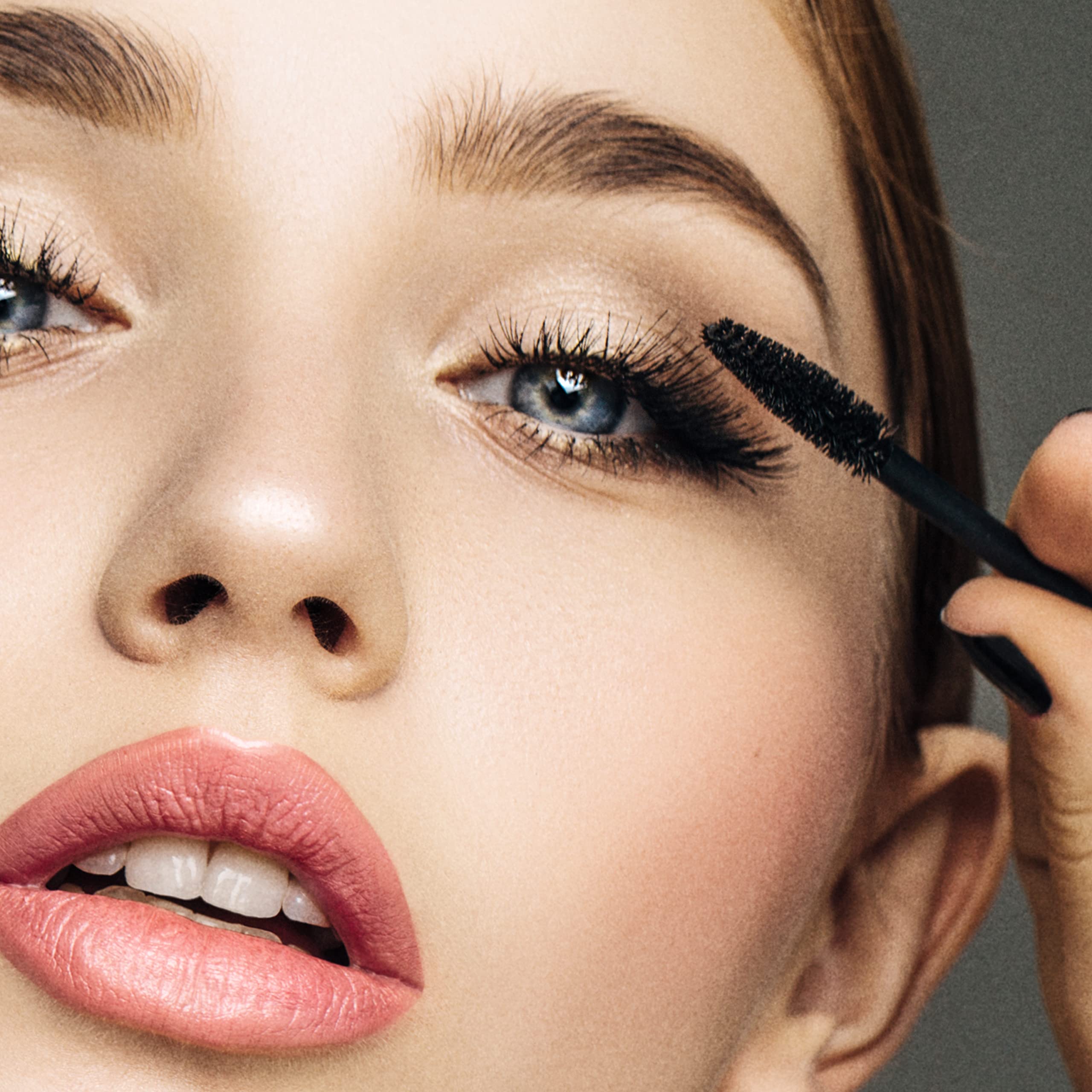 Nadhi Cosmetics Mascara Black Volume and Length β Vegan Waterproof Mascara β Smudge-Proof Waterproof Mascara Black Volume and Length β Tapered Silicone Wand Lengthening Mascara β 1pcs