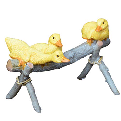 Wakauto Goose Figurine 1pc Simulated Ornament Desktop Toys Miniatures Outdoor Accessories Resin Adornment Artificial Model DIY Gardening Decor Micro-Landscape Decoration Ornament Cute