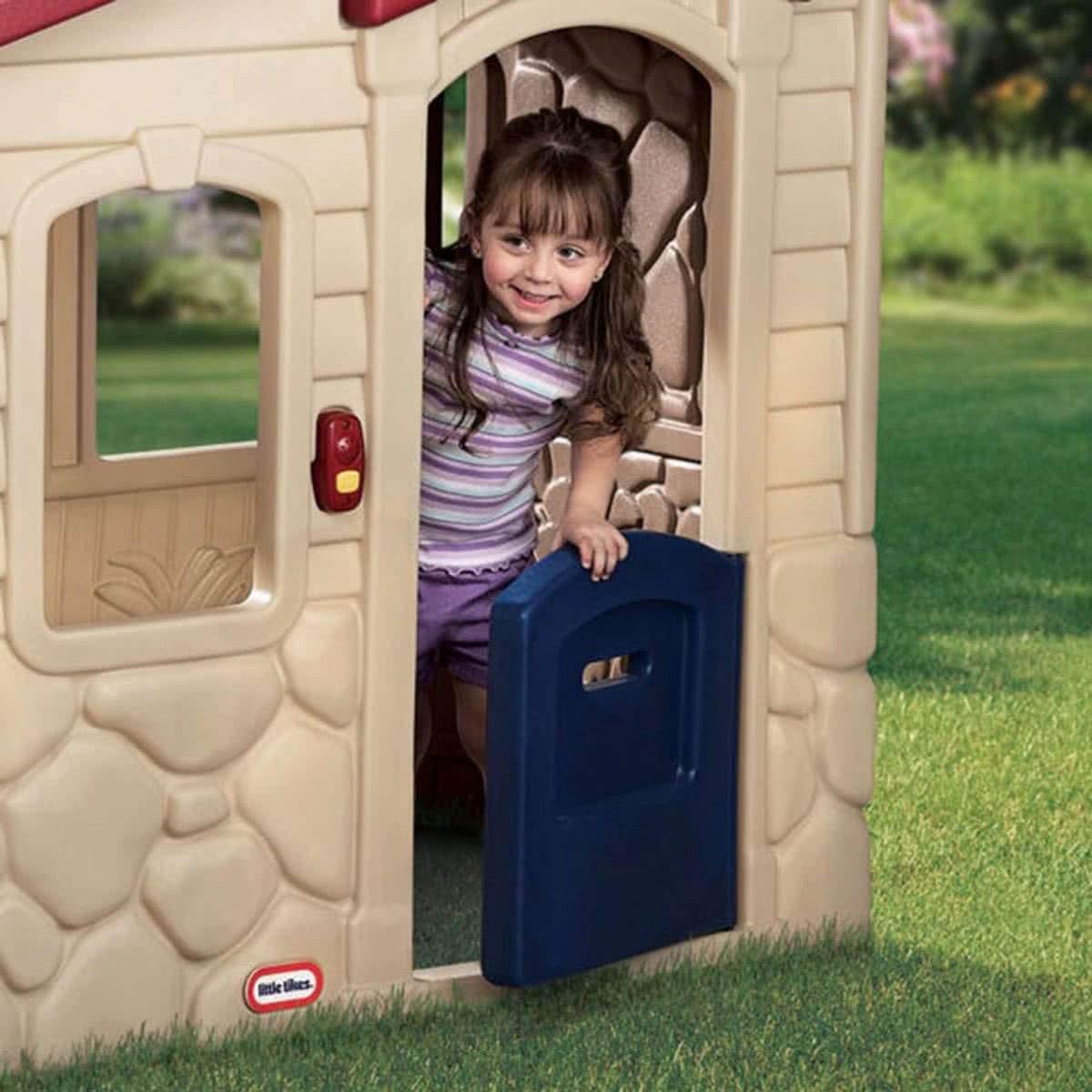 Little Tikes Picnic on the Patio Playhouset,18 months - 5 years,20 accessories included