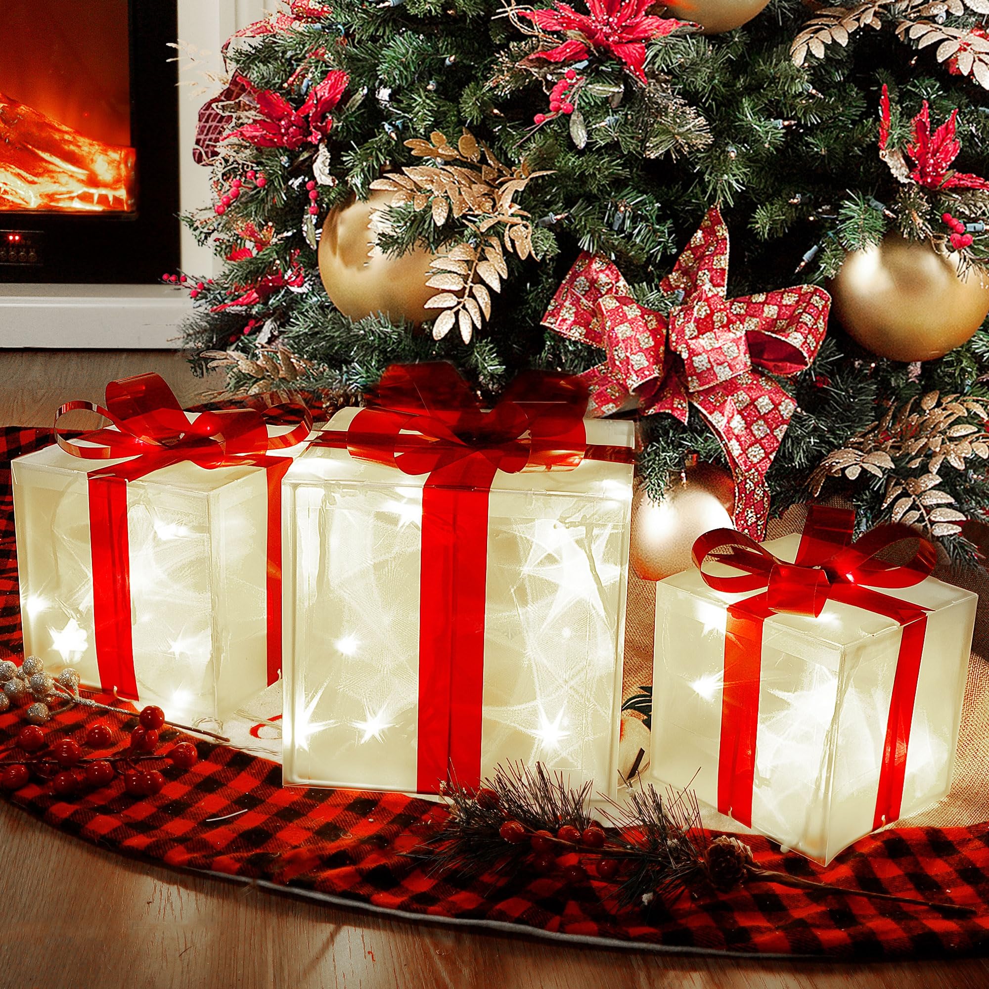 Lulu Home Decor, 60 LEDs Light Up Boxes with Red Bows, Plug-in Warm White Lighted Xmas Boxes for Christmas Tree Holiday Party Indoor Outdoor Decors, Set of 3