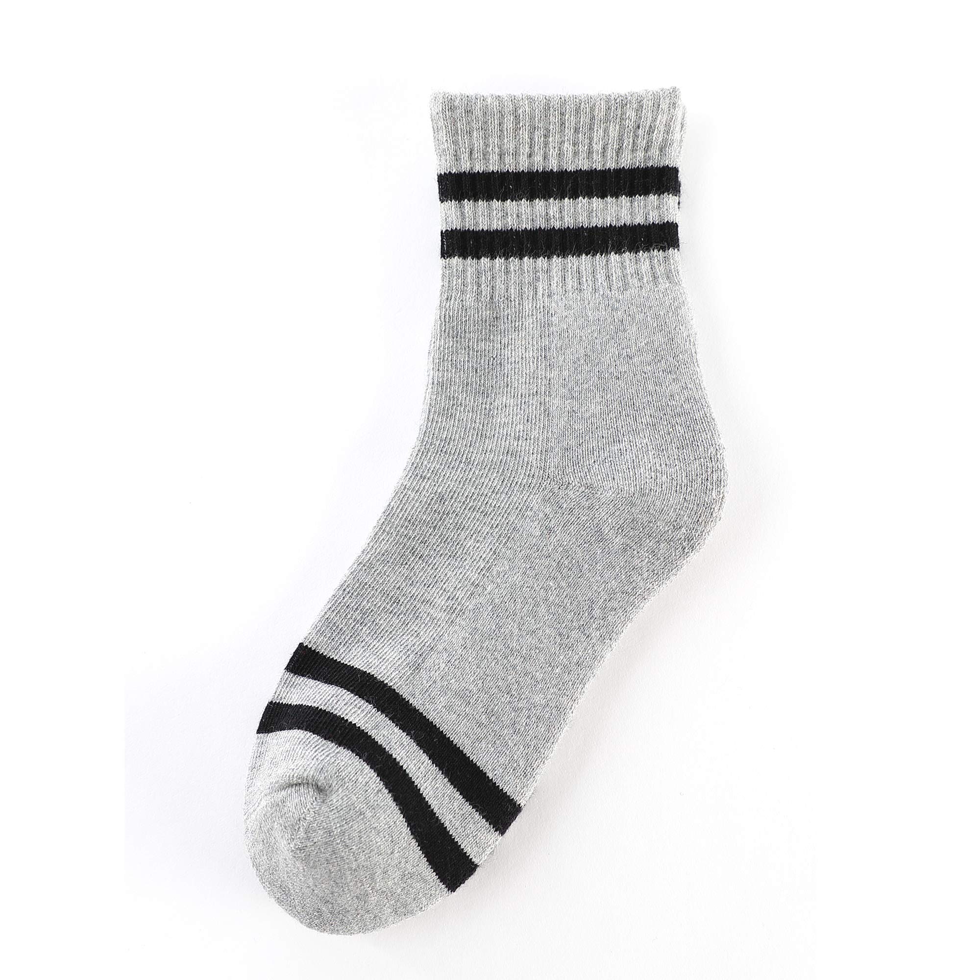 Oohmy Boys Girls Athletic Ankle Socks 8 Packs Terry-loop Cushion Warm Autumn Winter Combed Cotton Socks Shoe 6-9 Typical Age 3-7 yrs old (BLACK+GRAY, Medium)