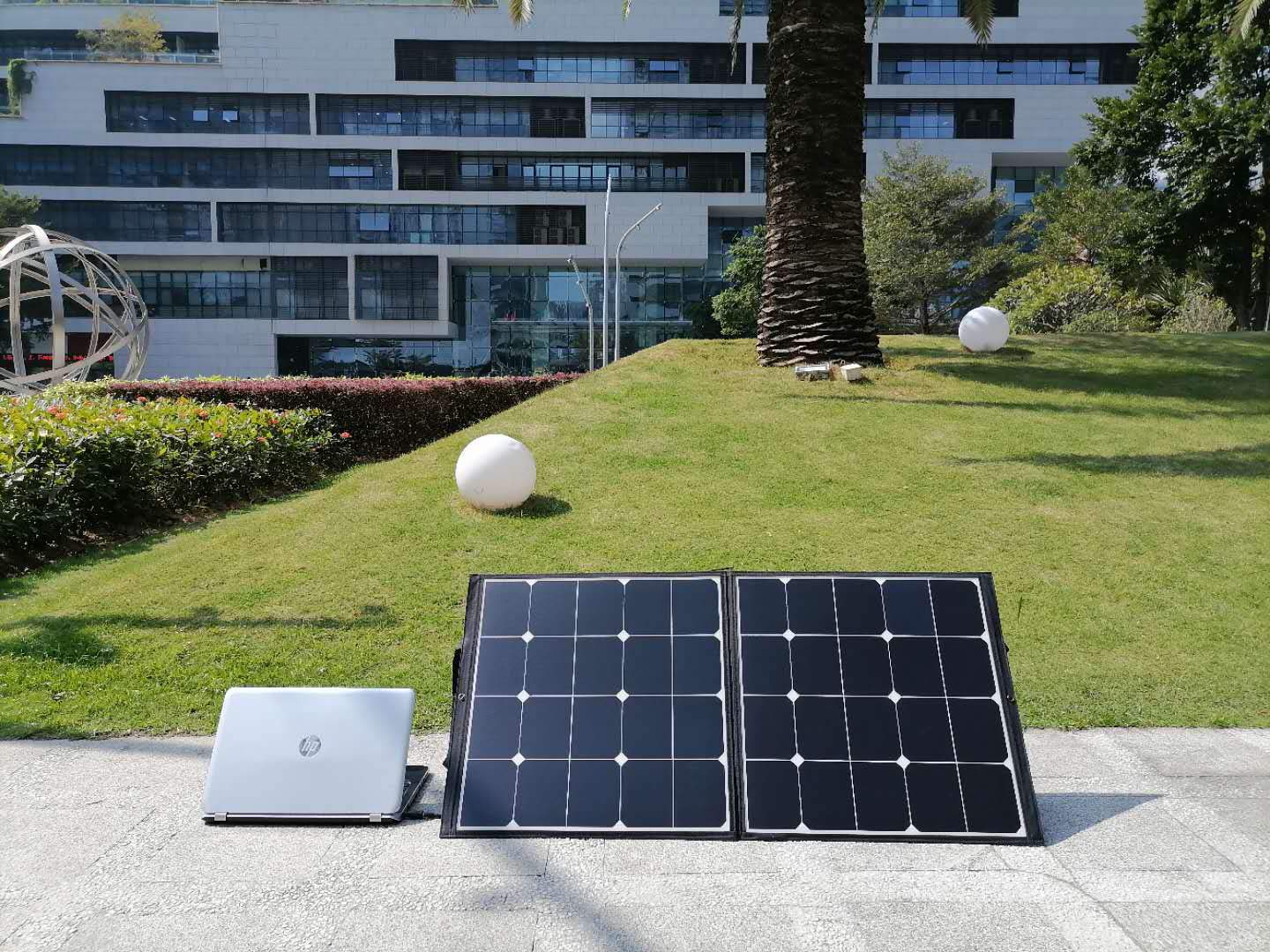 MEGASOLAR 100W Solar Charger Solar Panel Two Folded, with Solar Controller USB PD Type-C 90W and QC 3.0 and DC 12v 15v 20v Output, for Charging Cell Phones Laptop Solar Generator, Car Boat RV Trailer