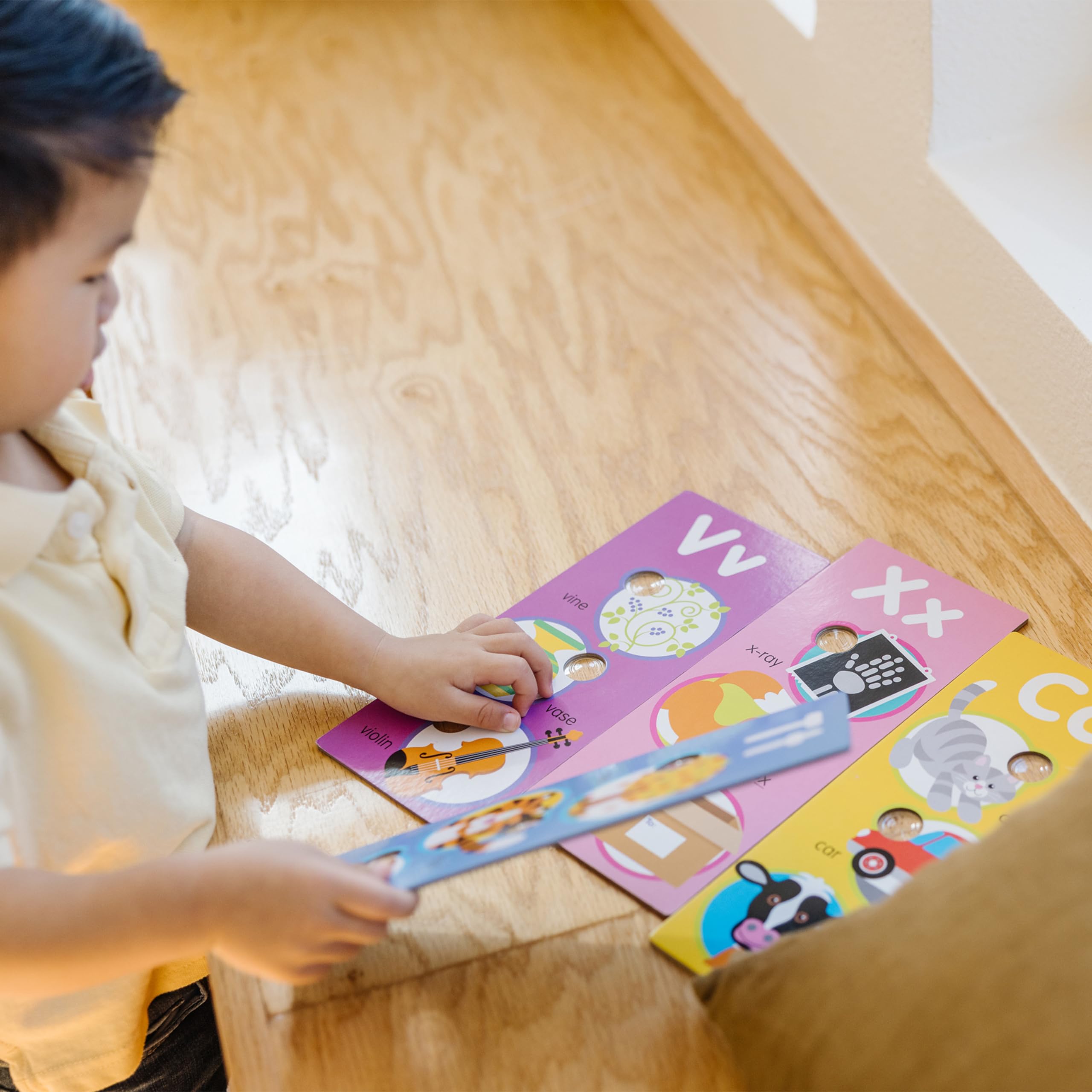 Melissa & Doug Poke-a-Dot Alphabet Learning Cards - Interactive Alphabet-Themed Learning Cards For Toddlers And Preschoolers
