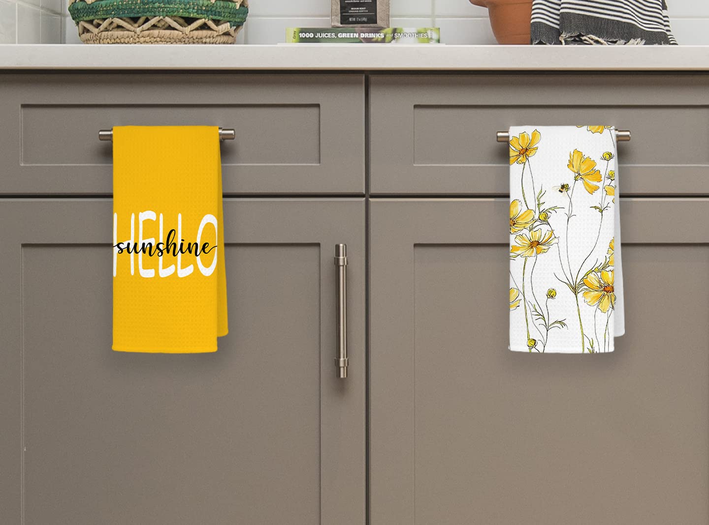 QODUNG Hello Sunshine Summer Spring Soft Kitchen Towels Dishcloths 16x24 Inch Set of 2,Hand Drawn Daisy Flower Drying Cloth Hand Towels Tea Towels for Kitchen