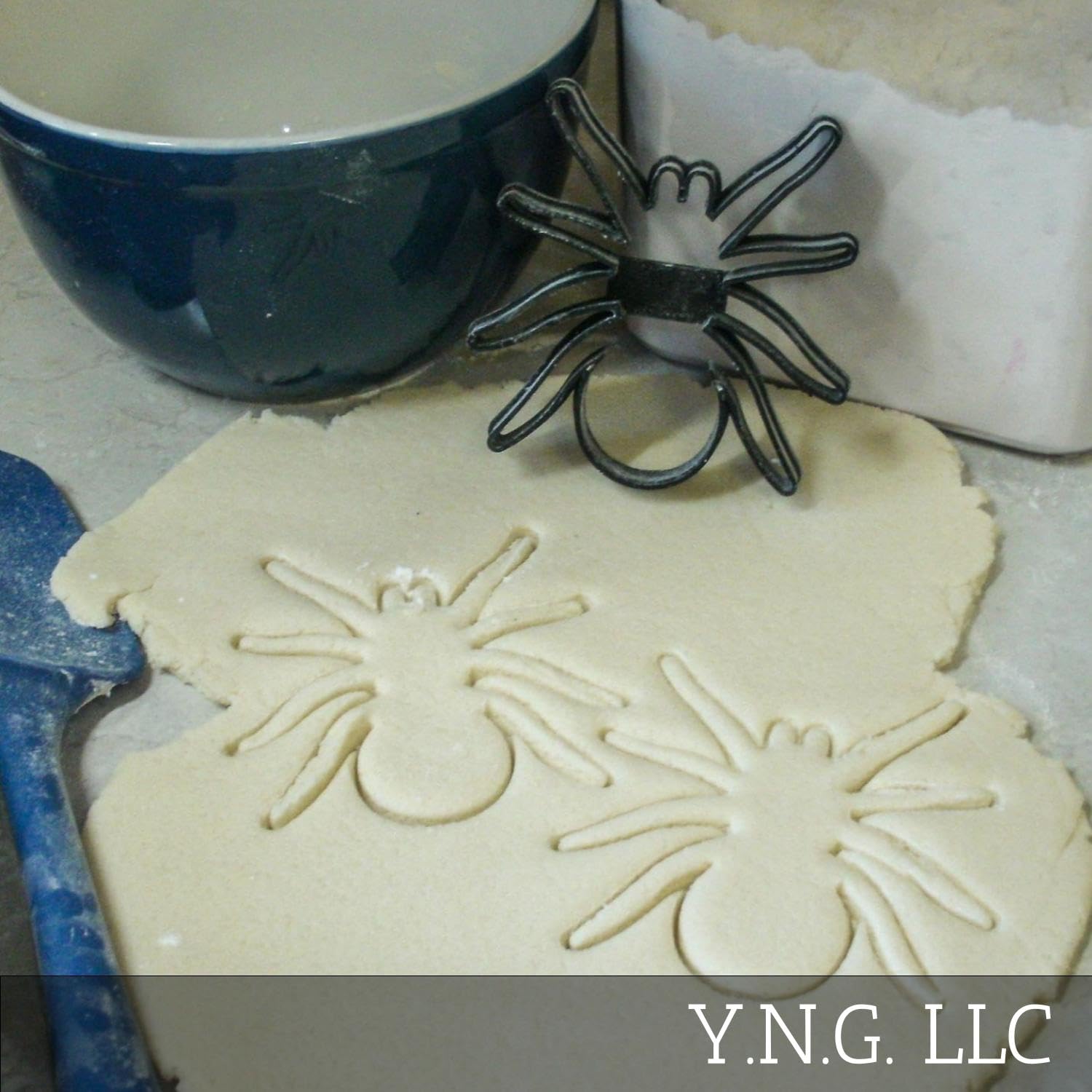 SPIDER OUTLINE EIGHT LEGS INSECT HALLOWEEN SCARY SPIDERMAN COOKIE CUTTER MADE IN USA PR829