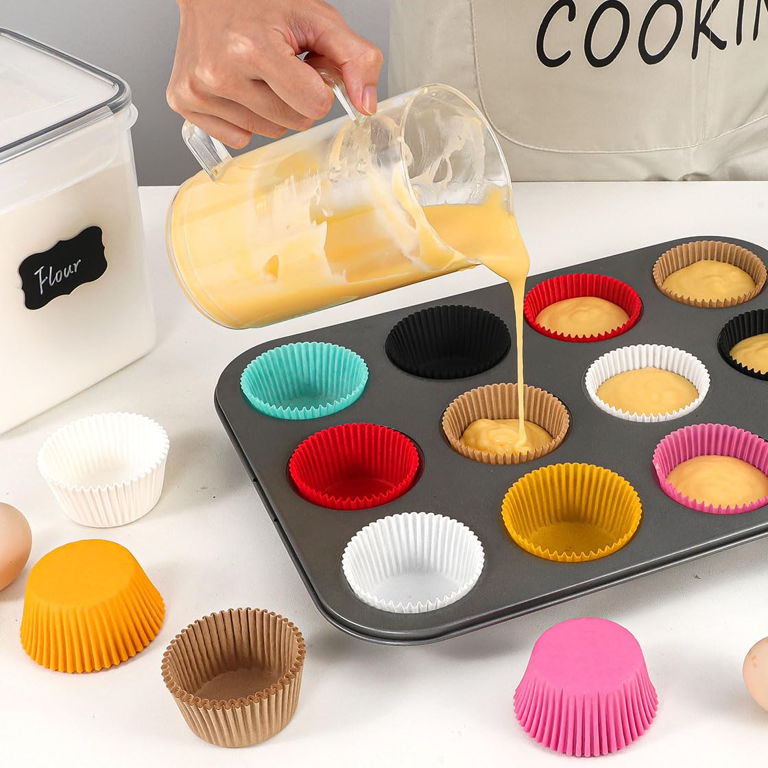 Standard White Cupcake Liners for Baking 200 Counts - Caperci Greaseproof Muffin Baking Cups for Wedding Birthday Party Baby Shower Festivals (White)